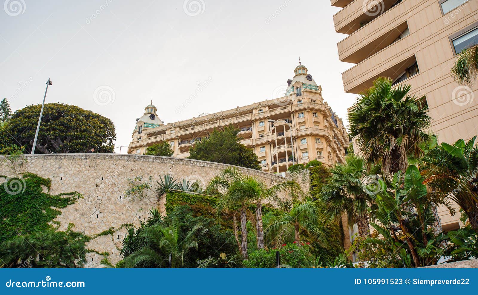 Architecture du Monaco image stock. Image du ville, europe - 105991523