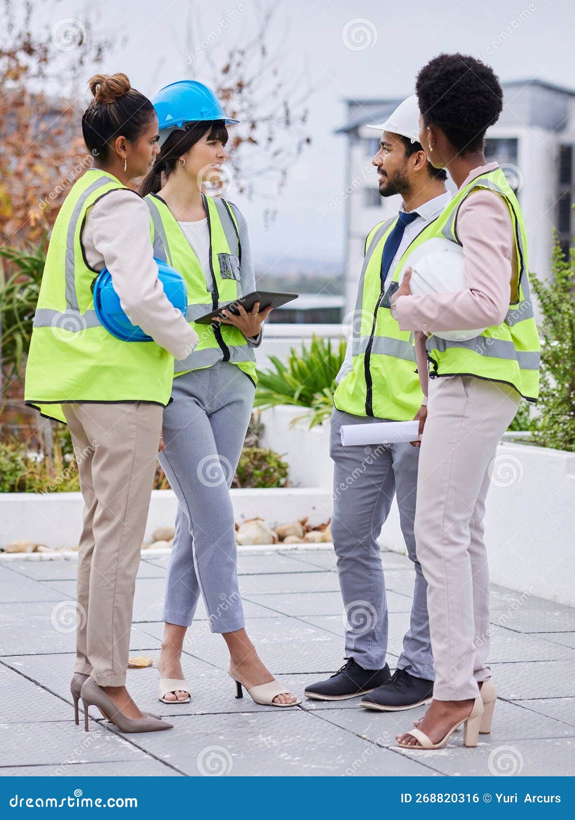 Architecture Group Discussion, Tablet and Planning Vision, Strategy or ...