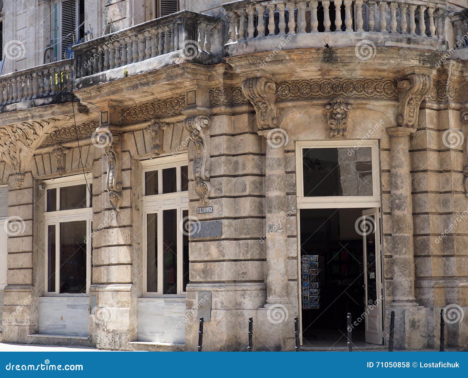Architecture in Havana Cuba Editorial Stock Photo - Image of landmark ...