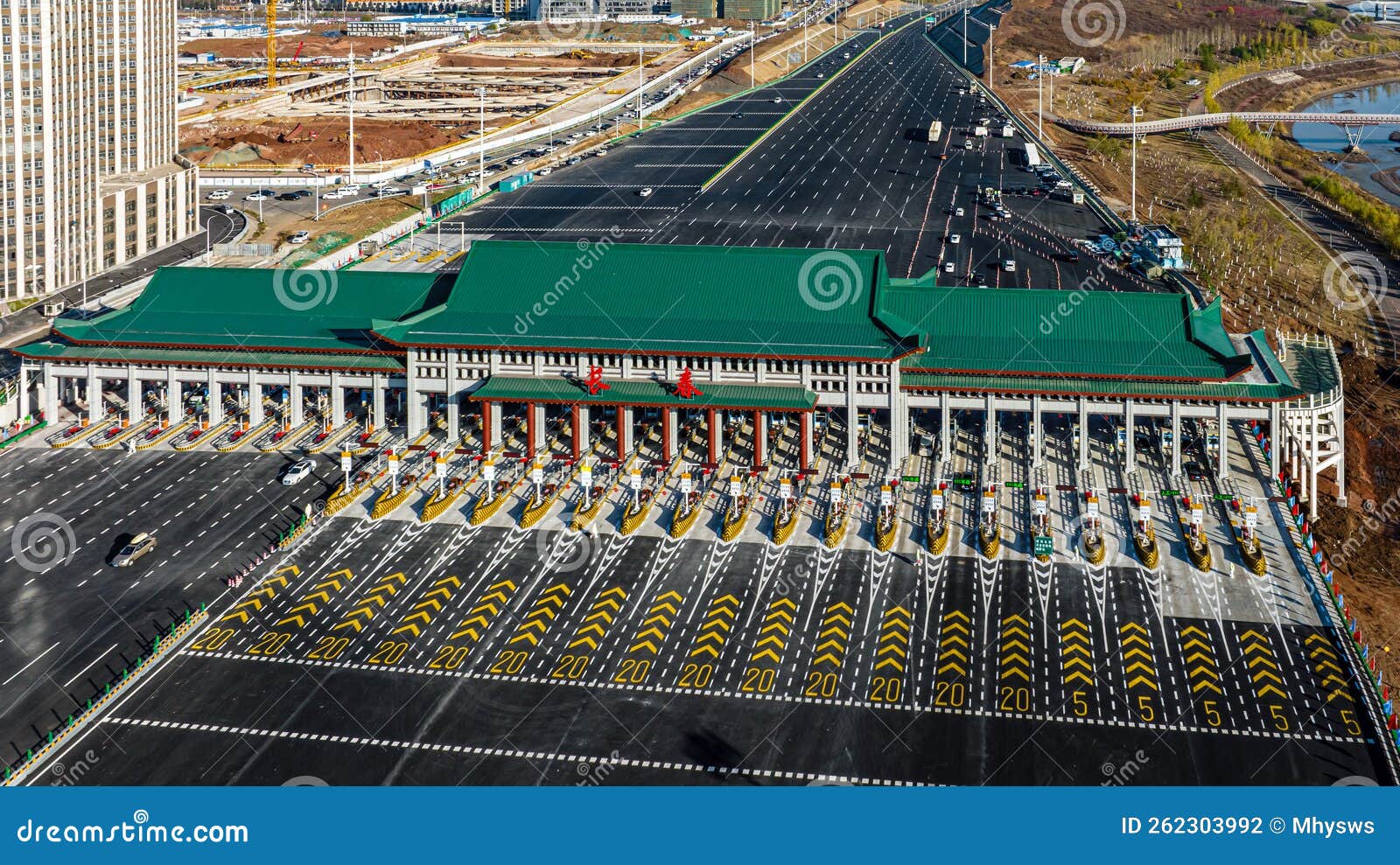 Architecture Landscape at the Intersection of Xinnan Expressway in ...