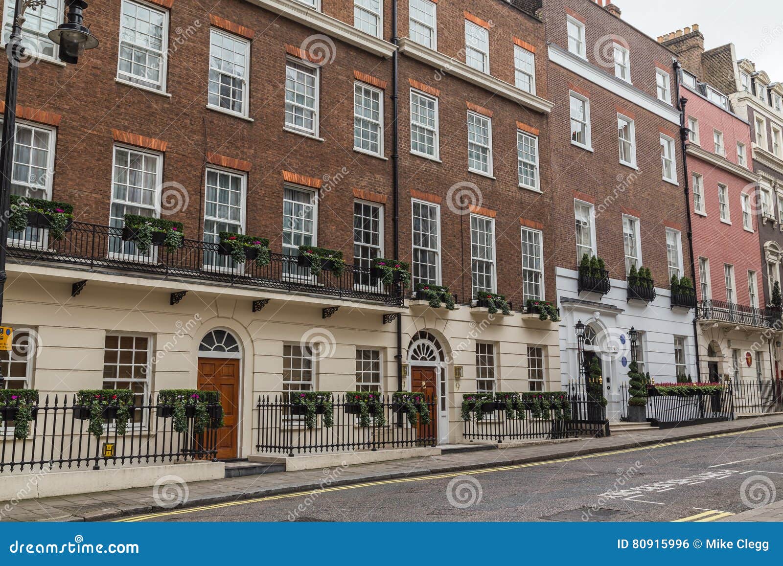 Architecture in Mayfair London Editorial Photo - Image of estate ...