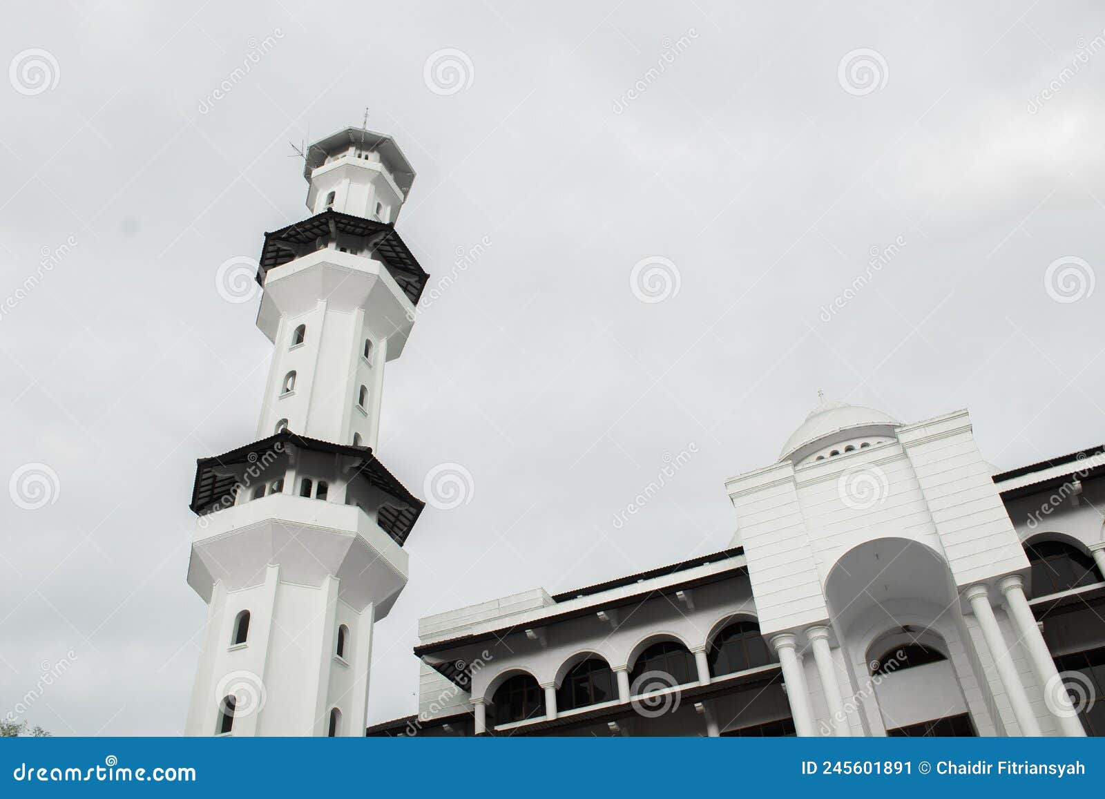 The Architecture of the Mosque is White Stock Image - Image of muslim ...