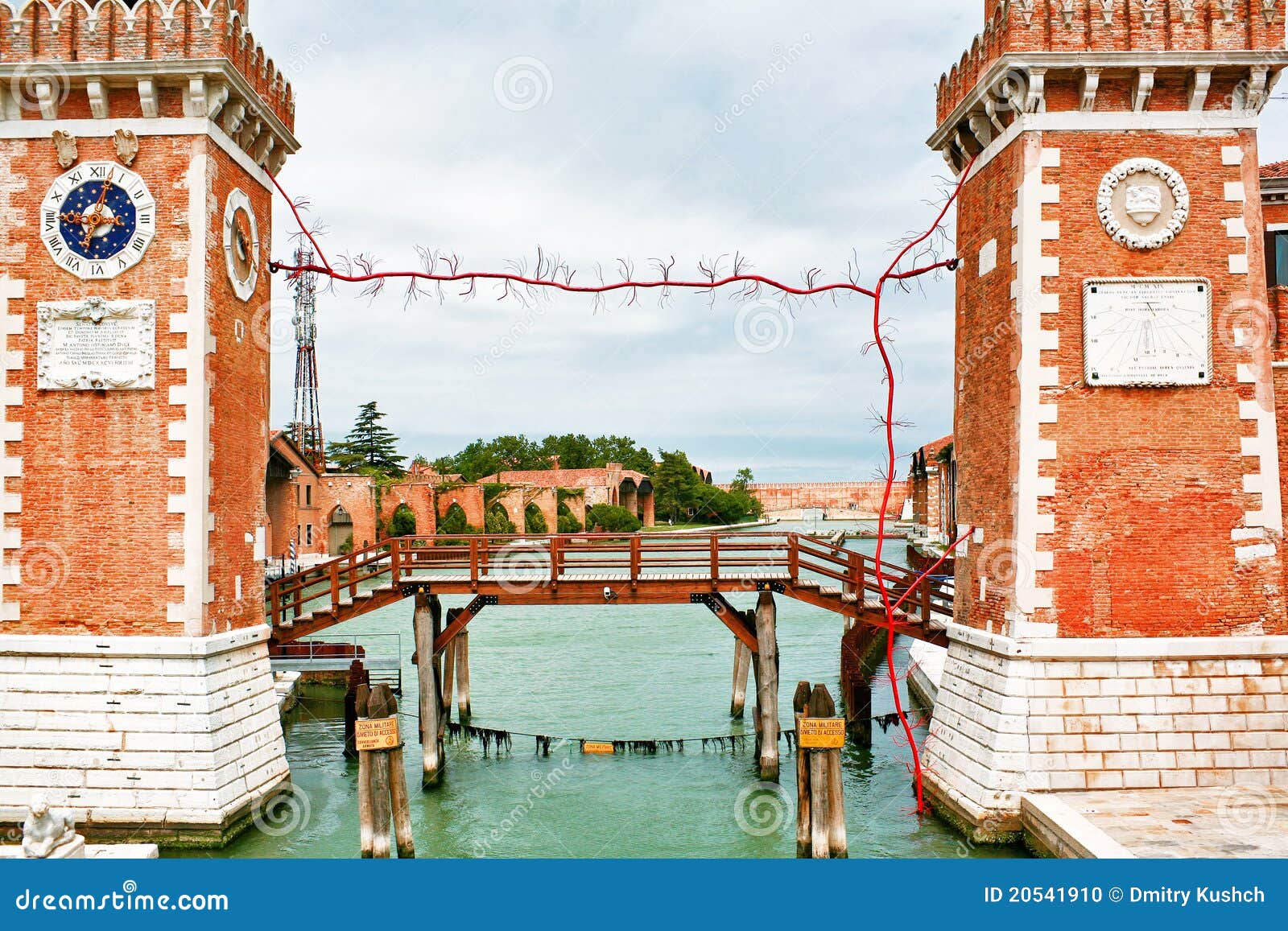The Architecture of the Old Venice Stock Photo - Image of brick ...