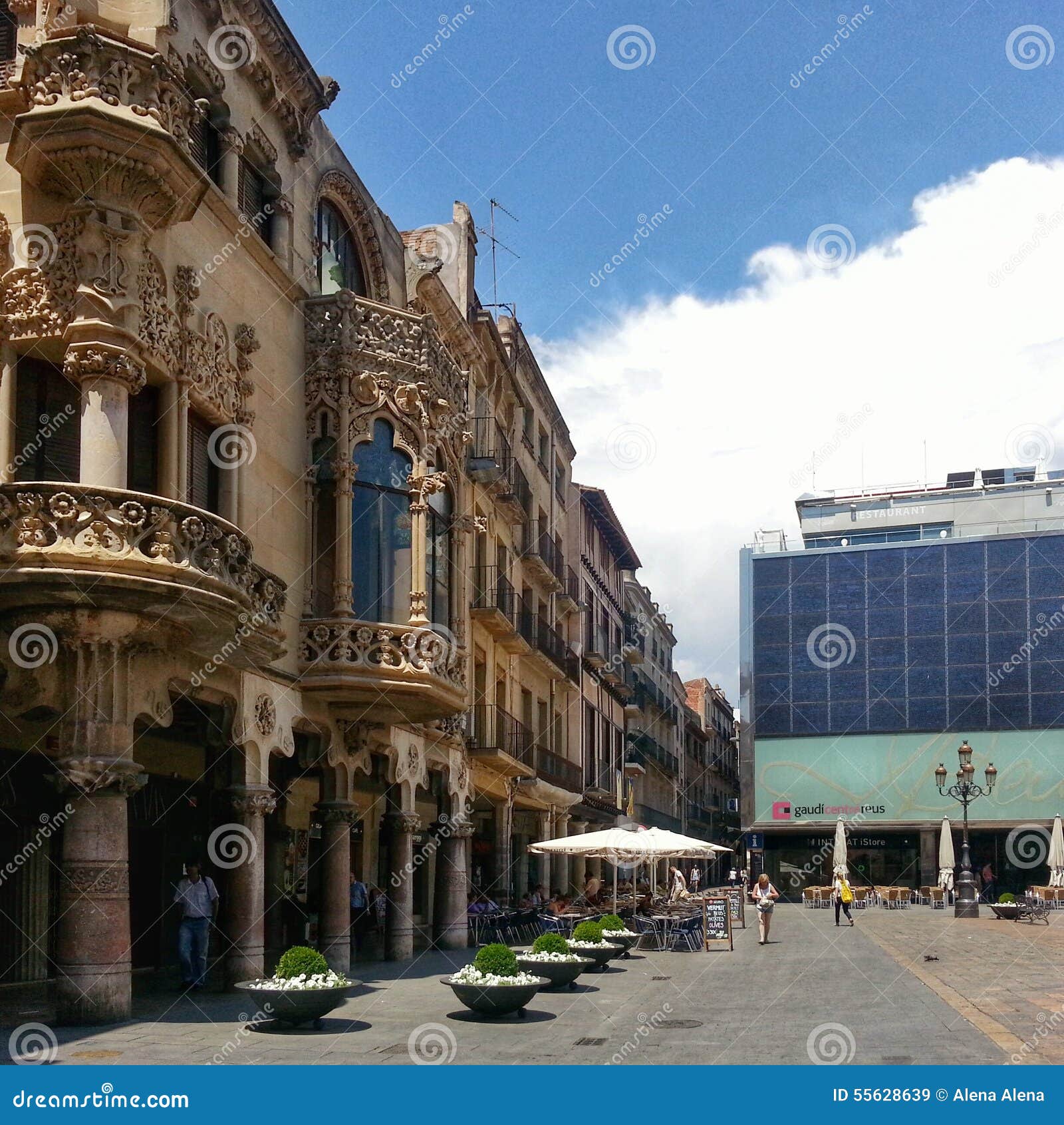 Architecture in Reus editorial stock image. Image of cityscape - 55628639