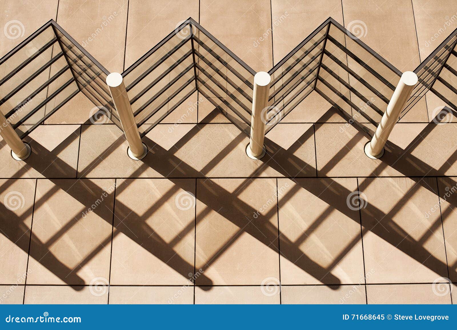 Architecture Shadow Patterns Stock Image - Image of exterior, abstract ...