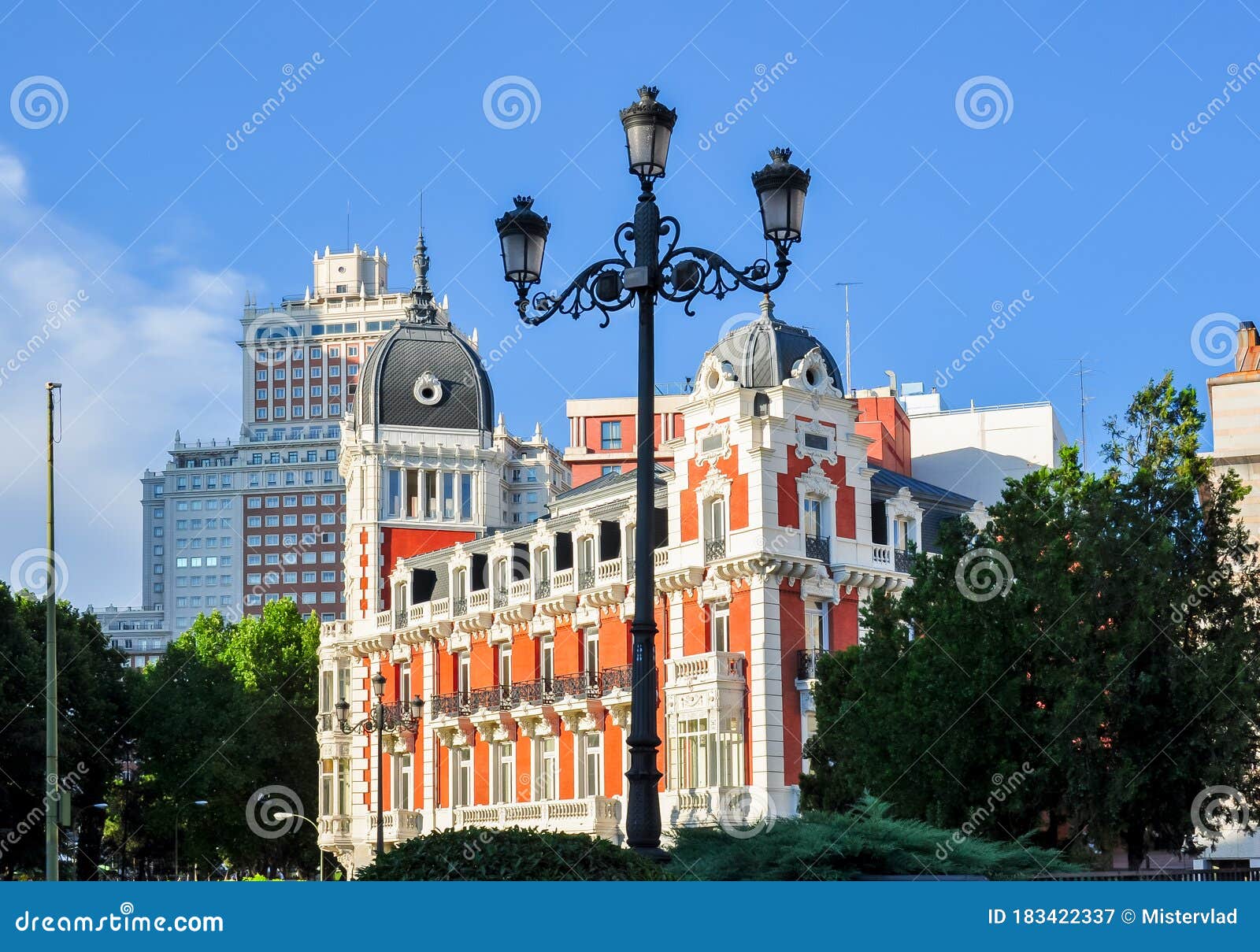 Architecture of Spain Square in Madrid, Spain Stock Image - Image of ...