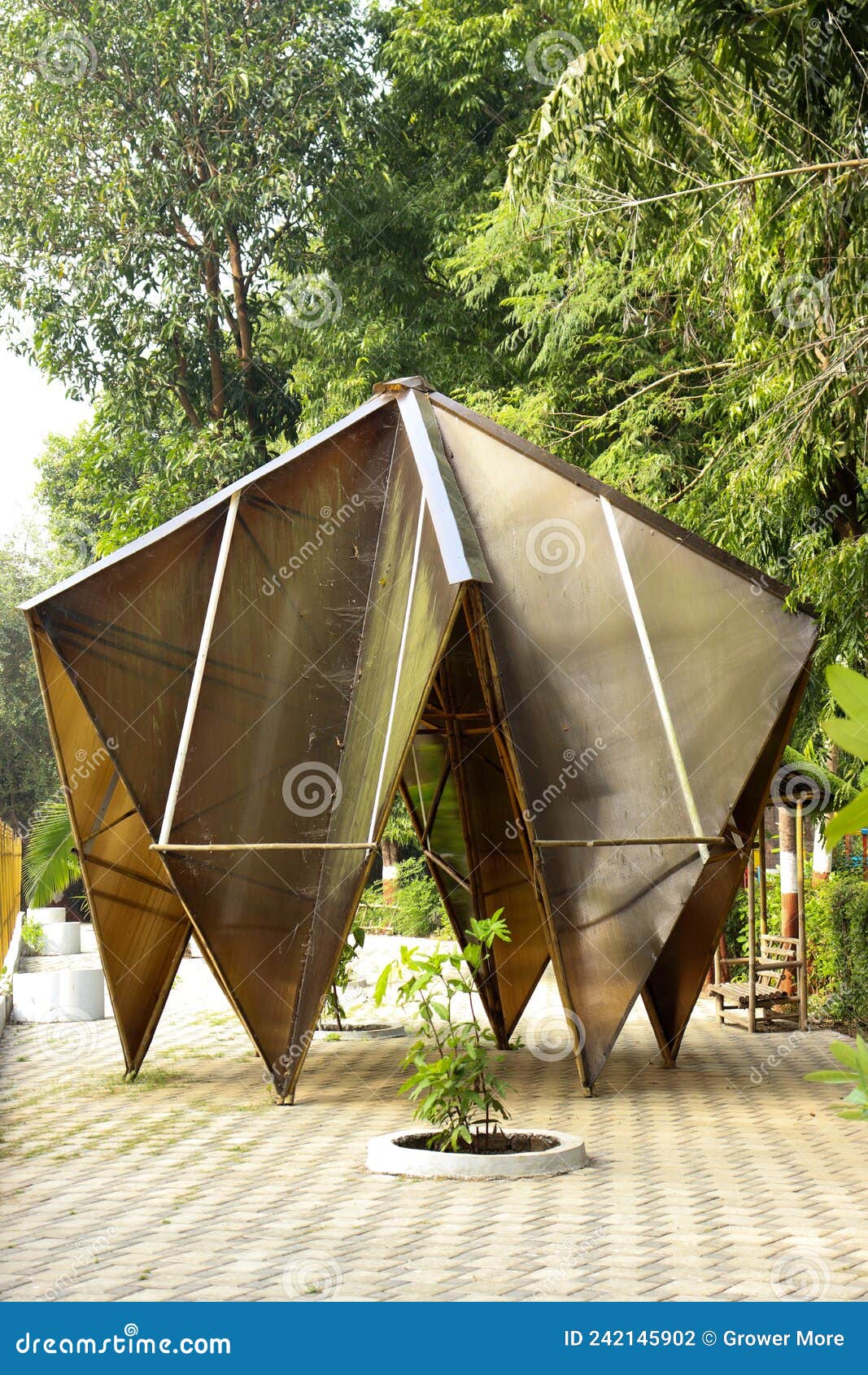Architecture Structure of Triangle Dome at Botanical Garden Waghai ...