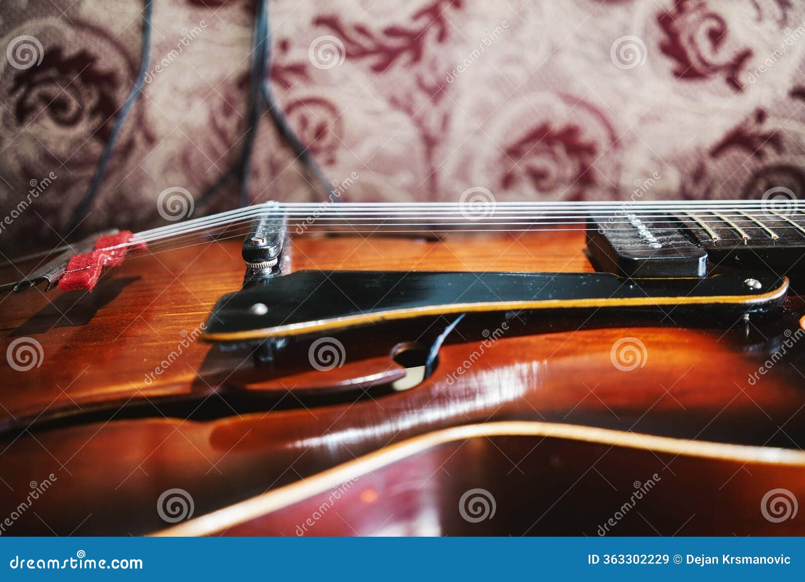 Archtop Jazz Acoustic Guitar on the Sofa Stock Image - Image of tone ...