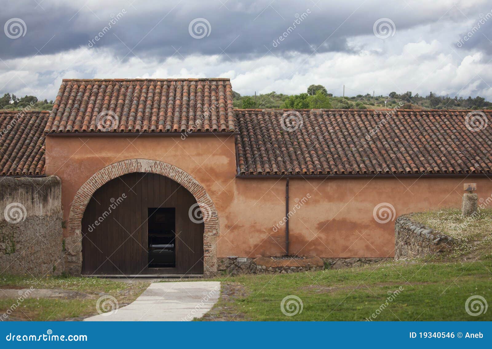 Archway of a House in the Countryside Stock Photo - Image of arch ...