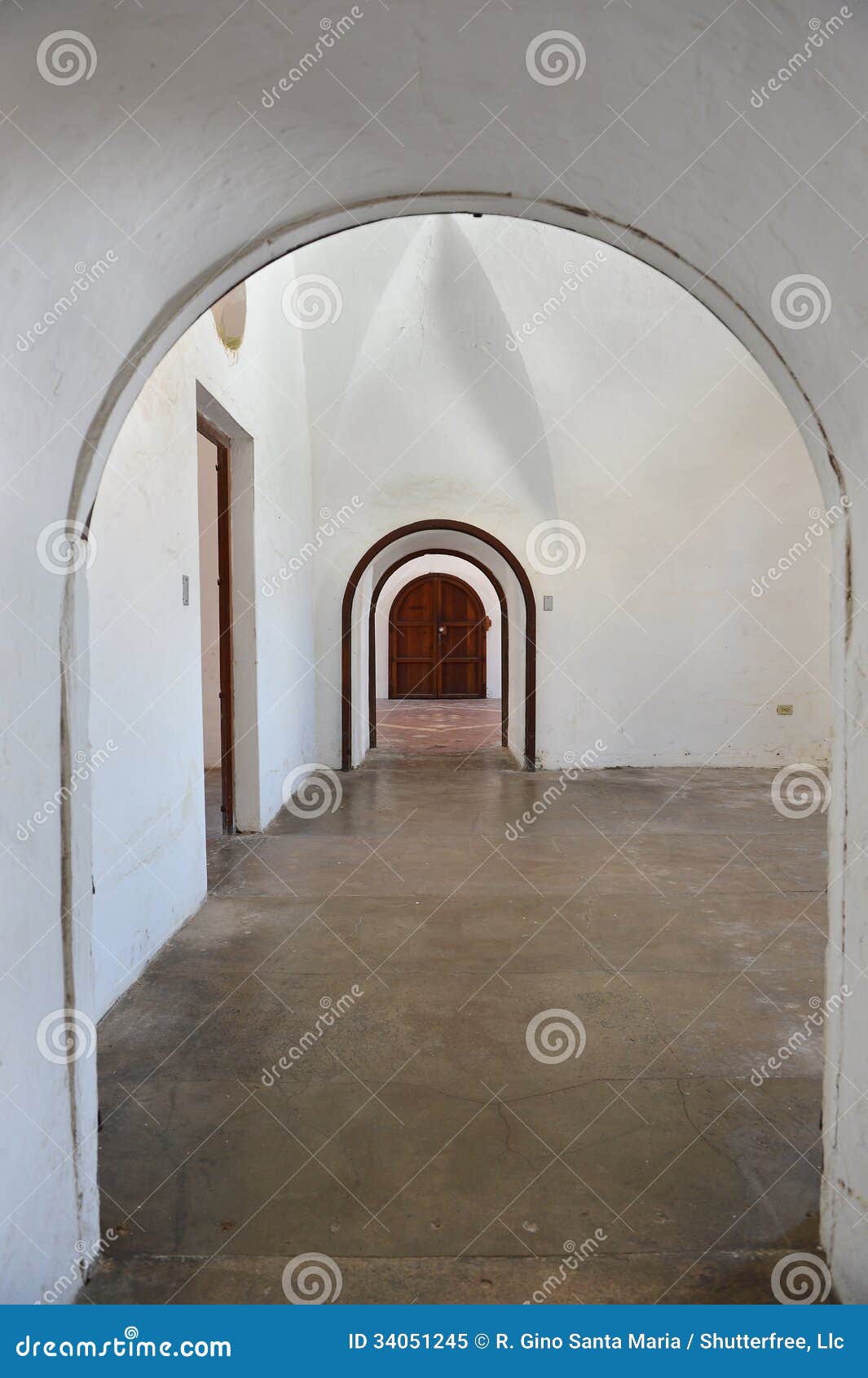 Archways and Doors in Castillo San Cristobal Stock Image - Image of ...