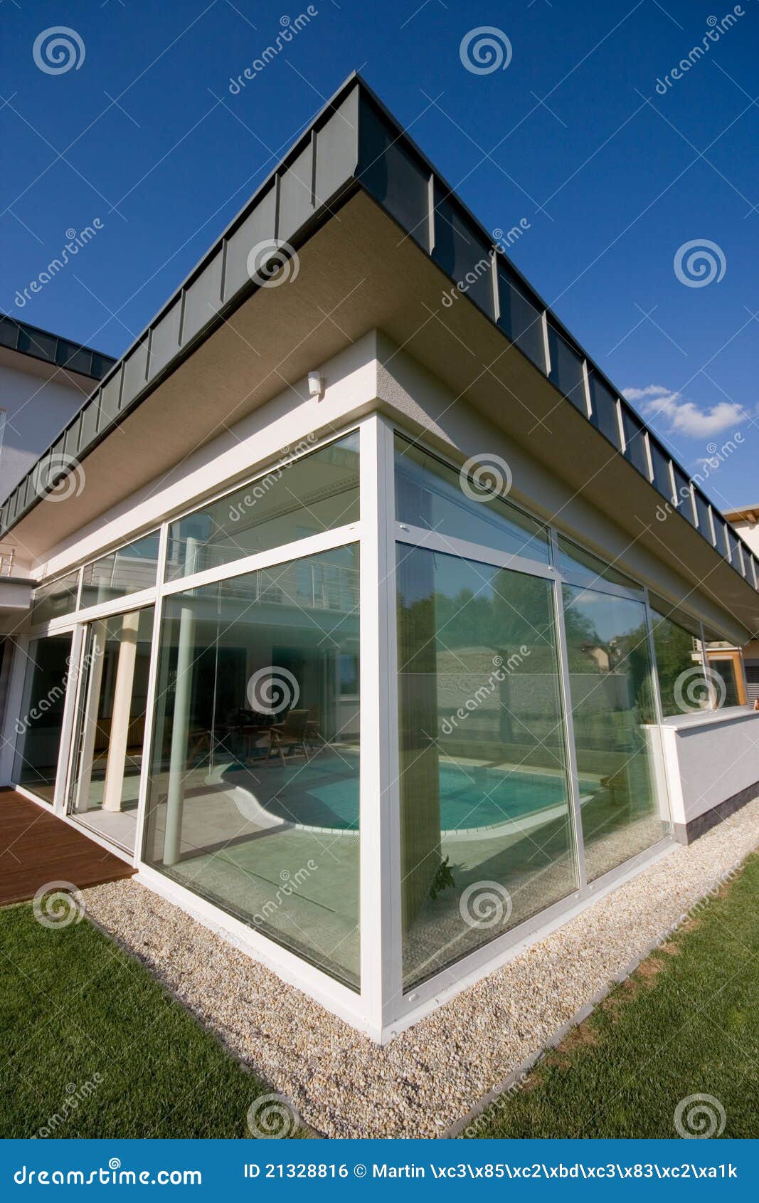 Arcitecture_pool corner stock photo. Image of private - 21328816
