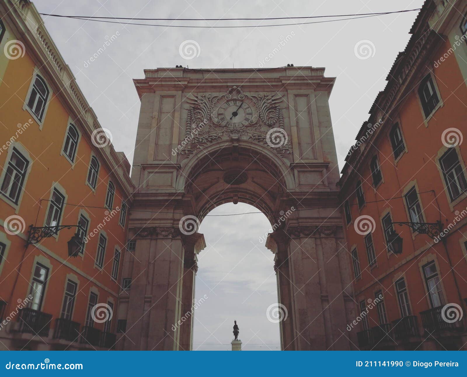 Arco Da Rua Augusta, Lisboa Stock Photo - Image of arch, temple: 211141990