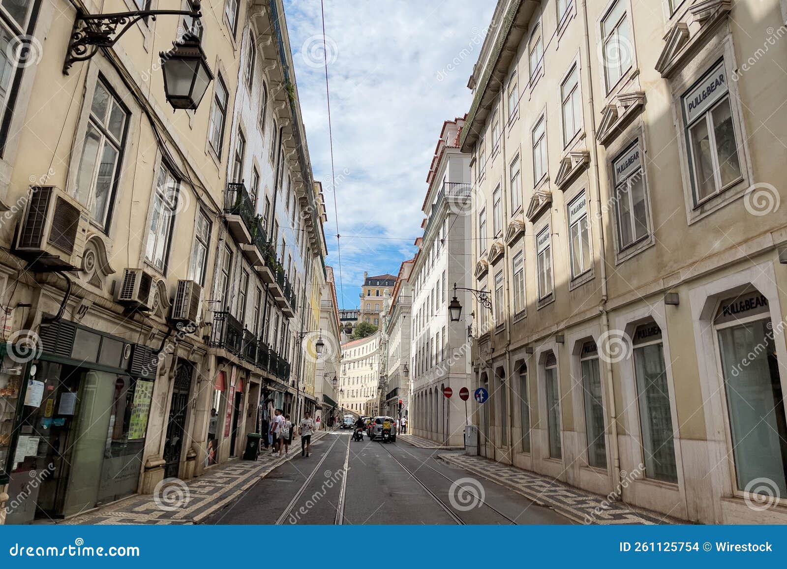 Arco Da Rua Augusta in Lisbon Editorial Stock Image - Image of historic ...