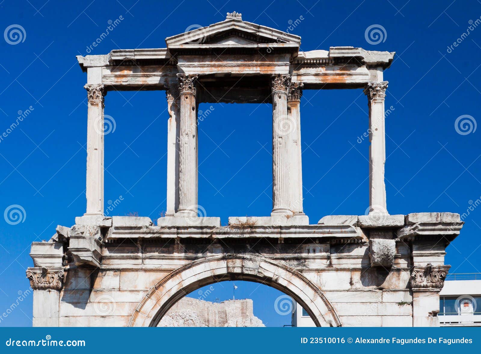 Arco De Hadrian Atenas Greece Foto de Stock - Imagem de bandeira ...