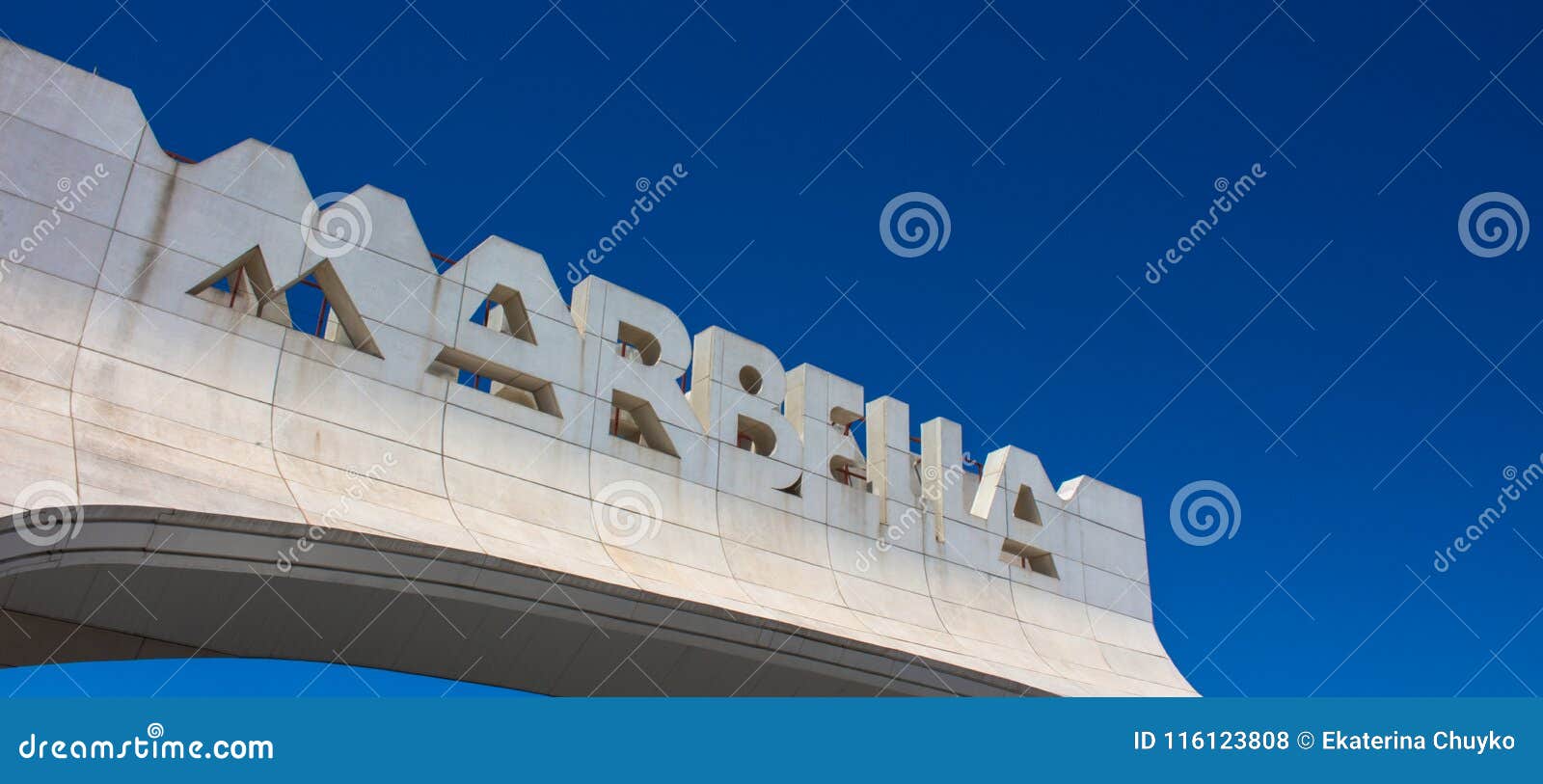 Arco de Marbella foto de archivo editorial. Imagen de icono - 116123808