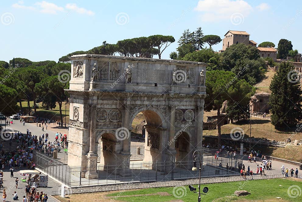 Arco triunfal foto de archivo editorial. Imagen de cielo - 22416218