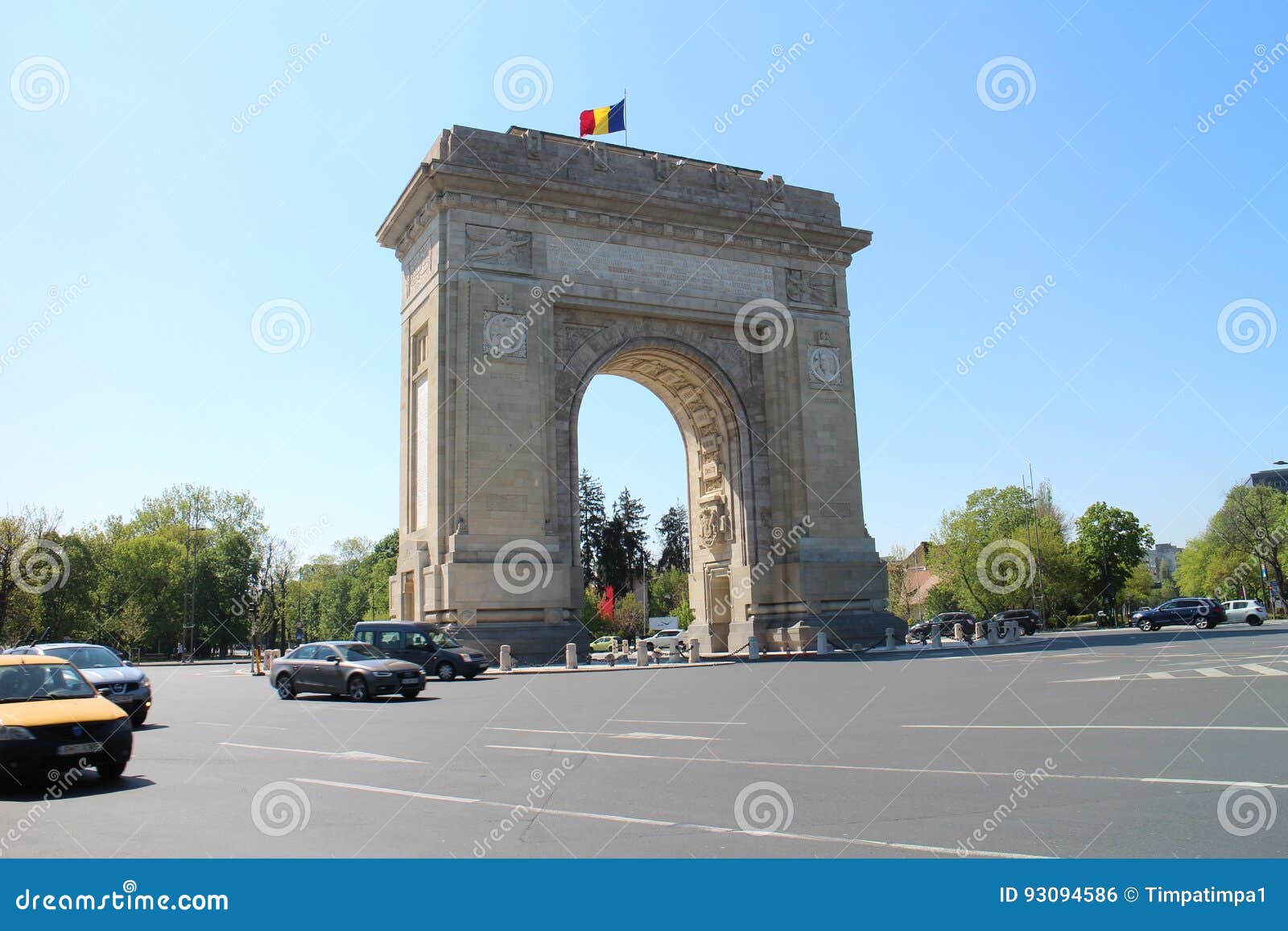 Arcul De Triumf the Arch of Triumph in Bucharest Editorial Photo ...
