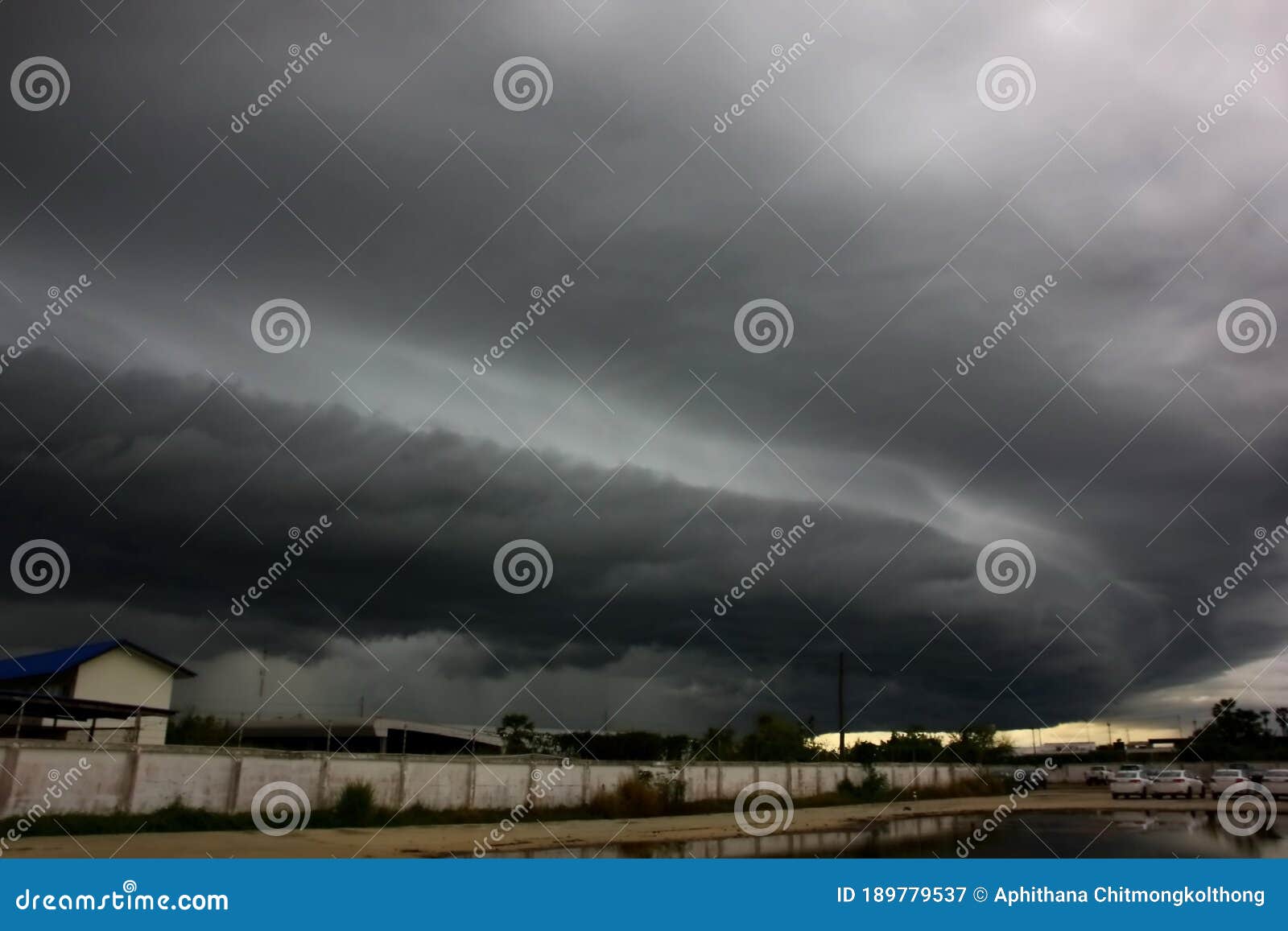 Arcus Cloud or Shelf Cloud before Rain Storm Stock Image - Image of ...