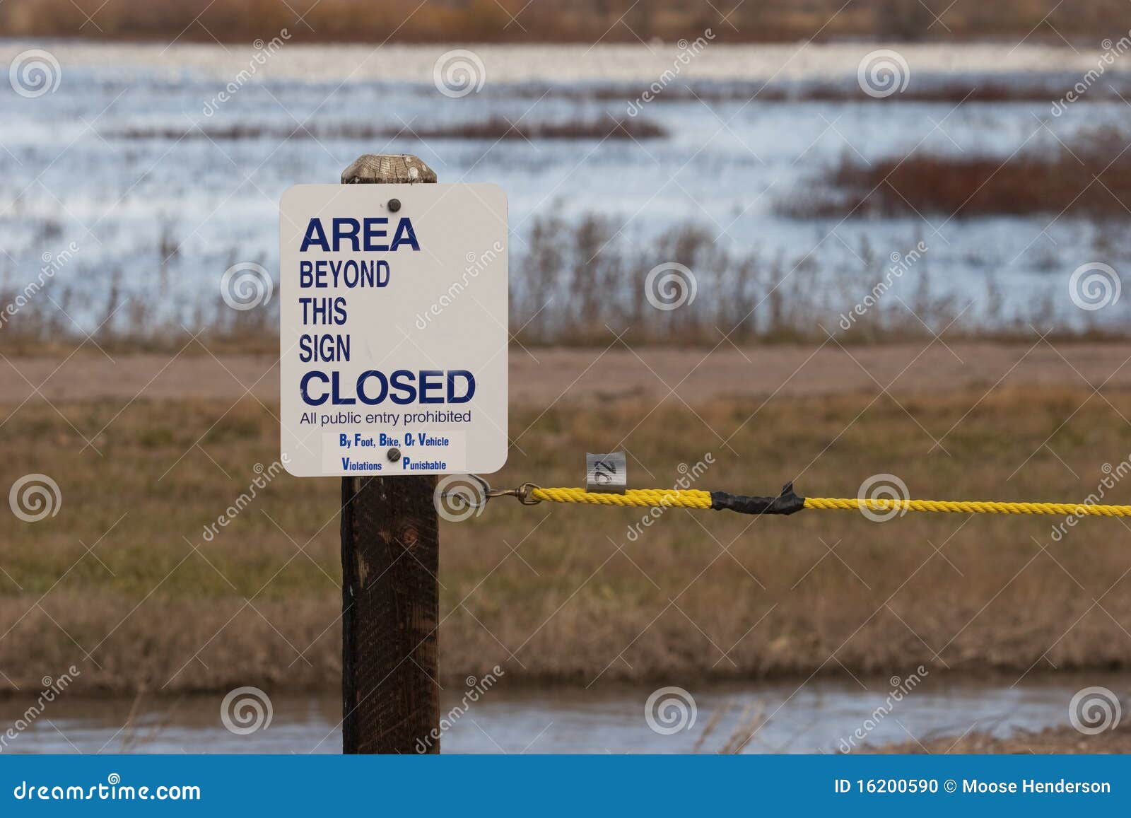 Area closed sign at park stock photo. Image of rope, wetland - 16200590