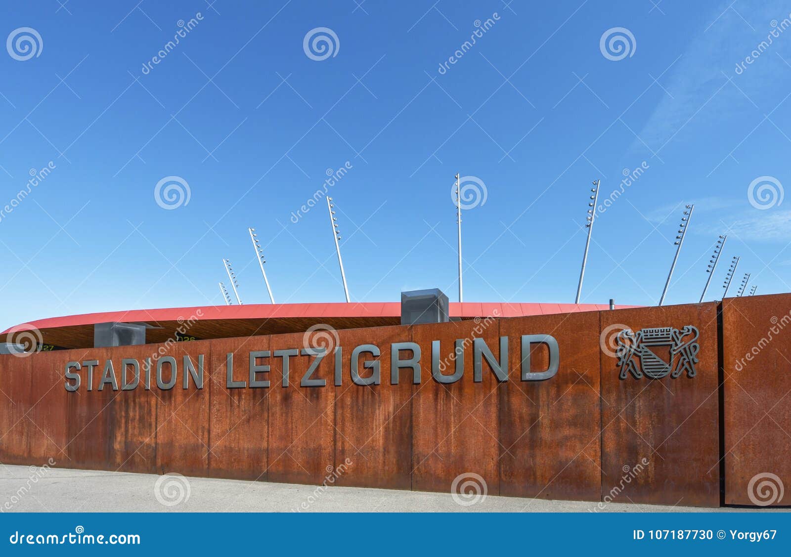 Arena de Letzigrund imagen editorial. Imagen de suiza - 107187730