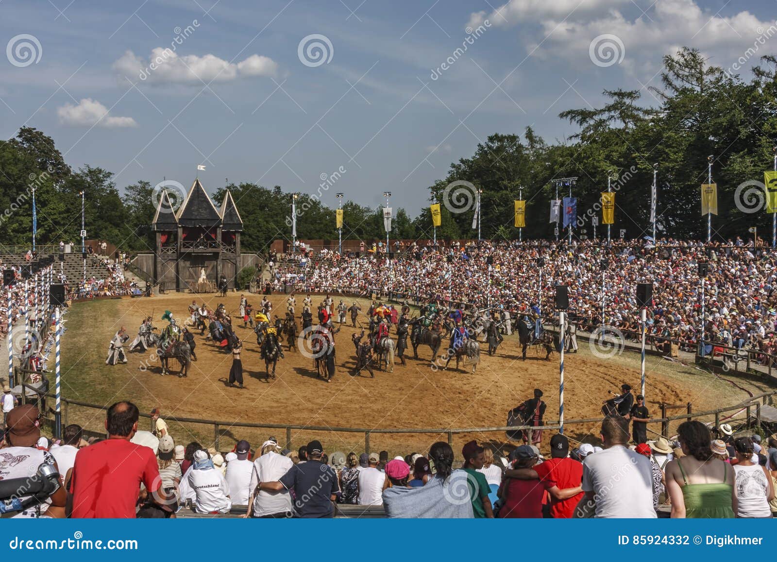 Arena medieval fotografia editorial. Imagem de jogo, batalha - 85924332