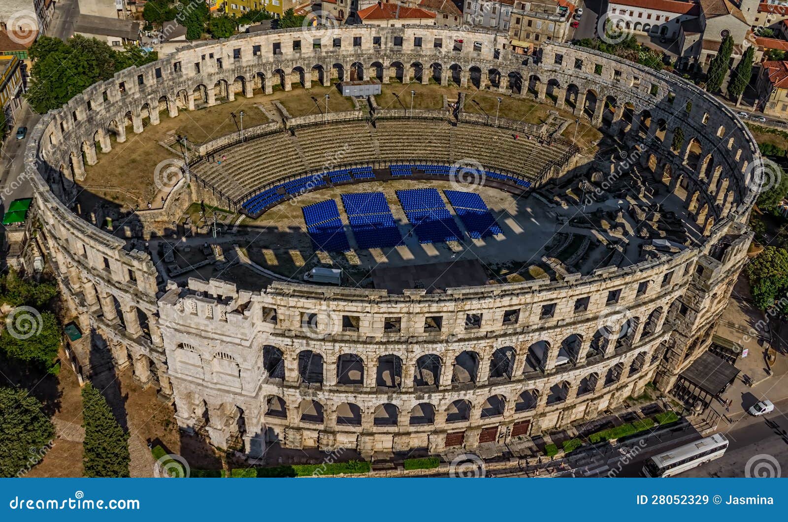 Arena in Pula stock image. Image of city, building, histria - 28052329