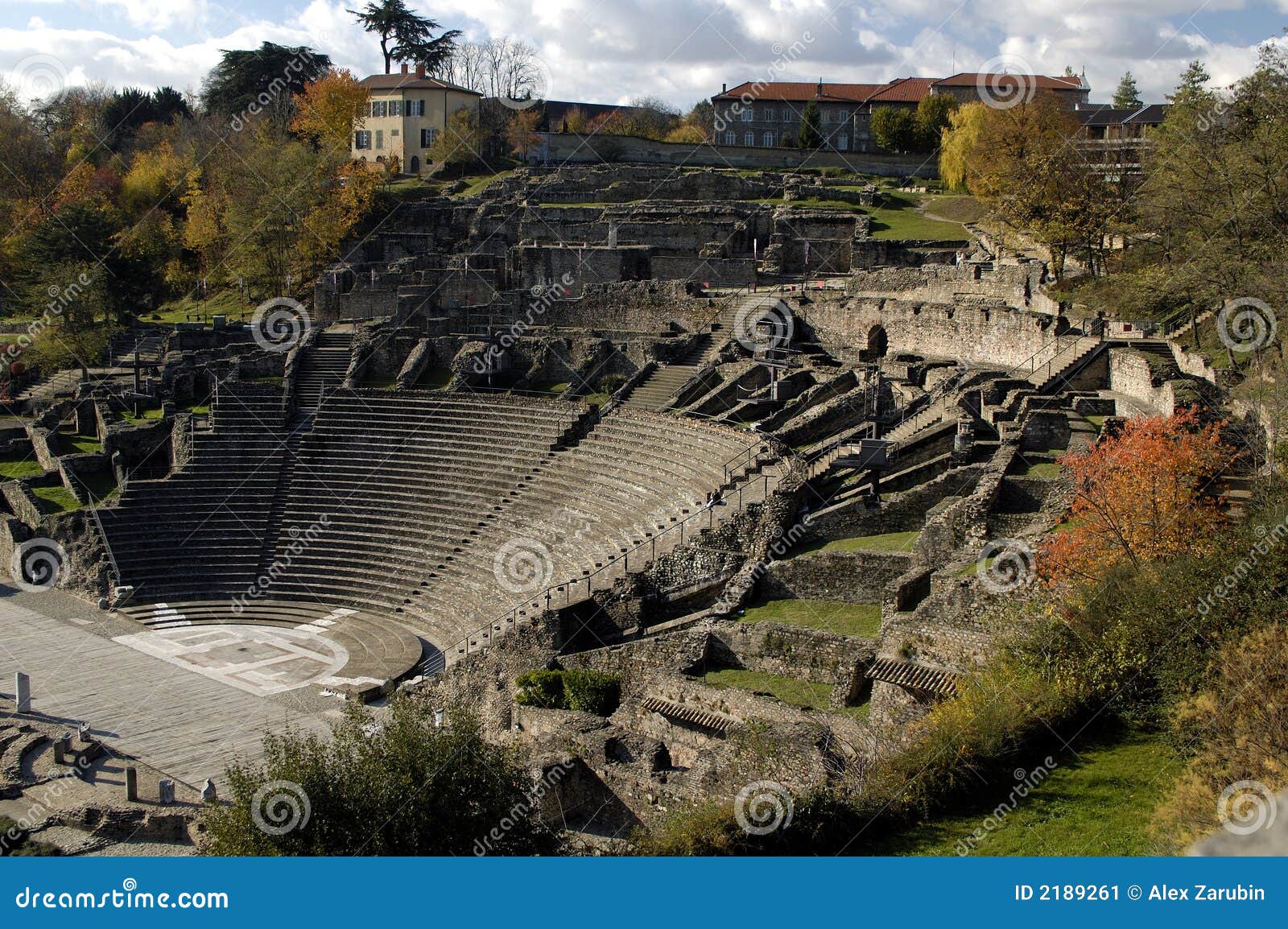 Arena romana antica immagine stock. Immagine di europa - 2189261