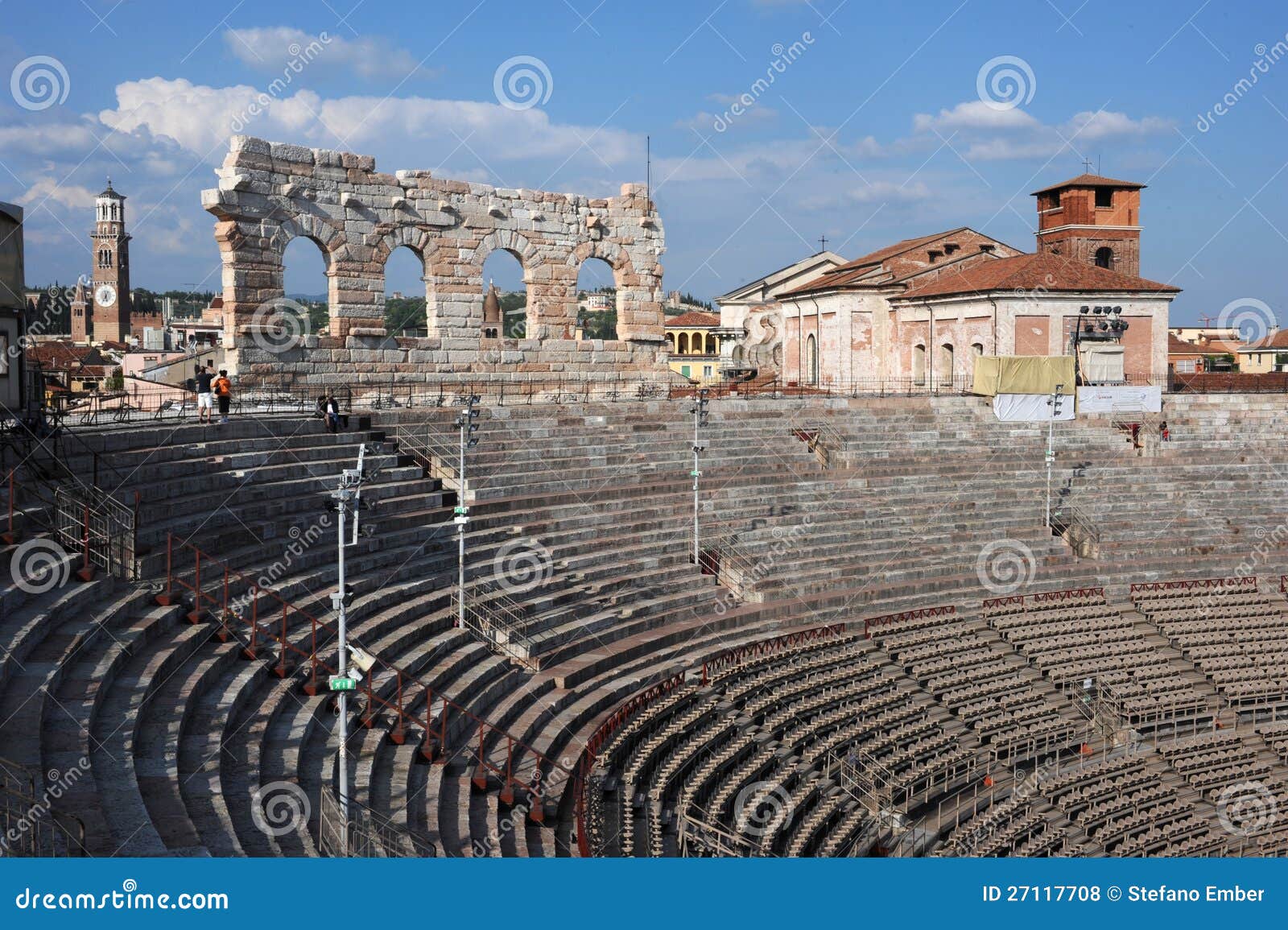 Arena romana em Verona foto de stock. Imagem de mundo - 27117708