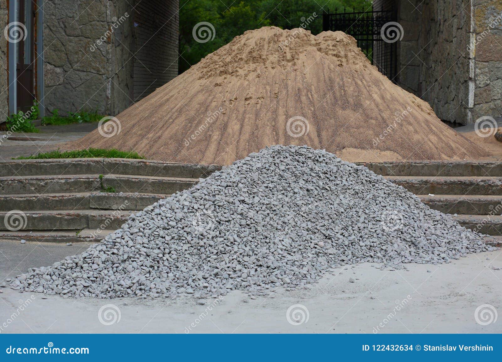 Arena y grava foto de archivo. Imagen de pila, materiales - 122432634