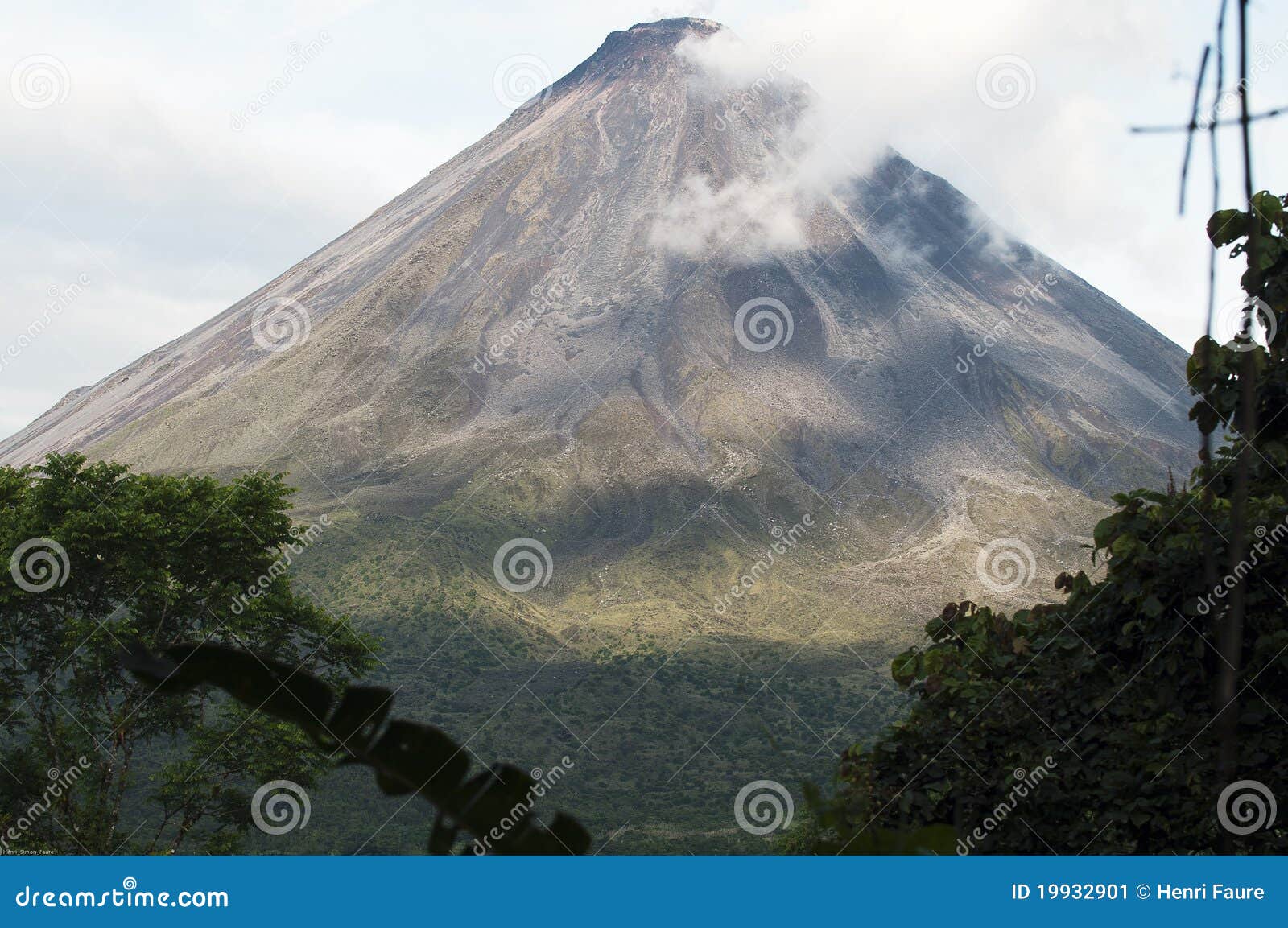 Arenal volcano. Costa Rica stock image. Image of active - 19932901