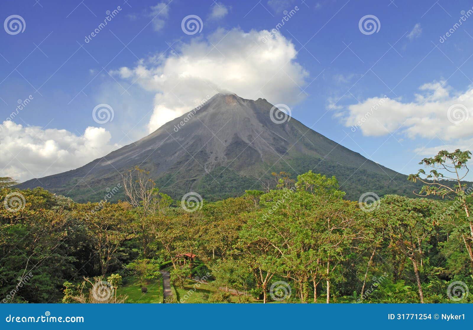 Arenal wulkan, Costa Rica zdjęcie stock. Obraz złożonej z junior - 31771254