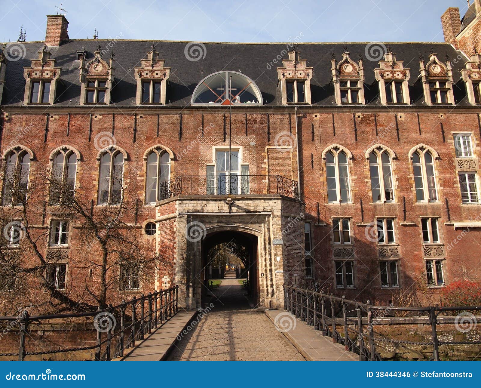 Arenberg Castle (Leuven, Belgium) Stock Photo - Image of castle ...
