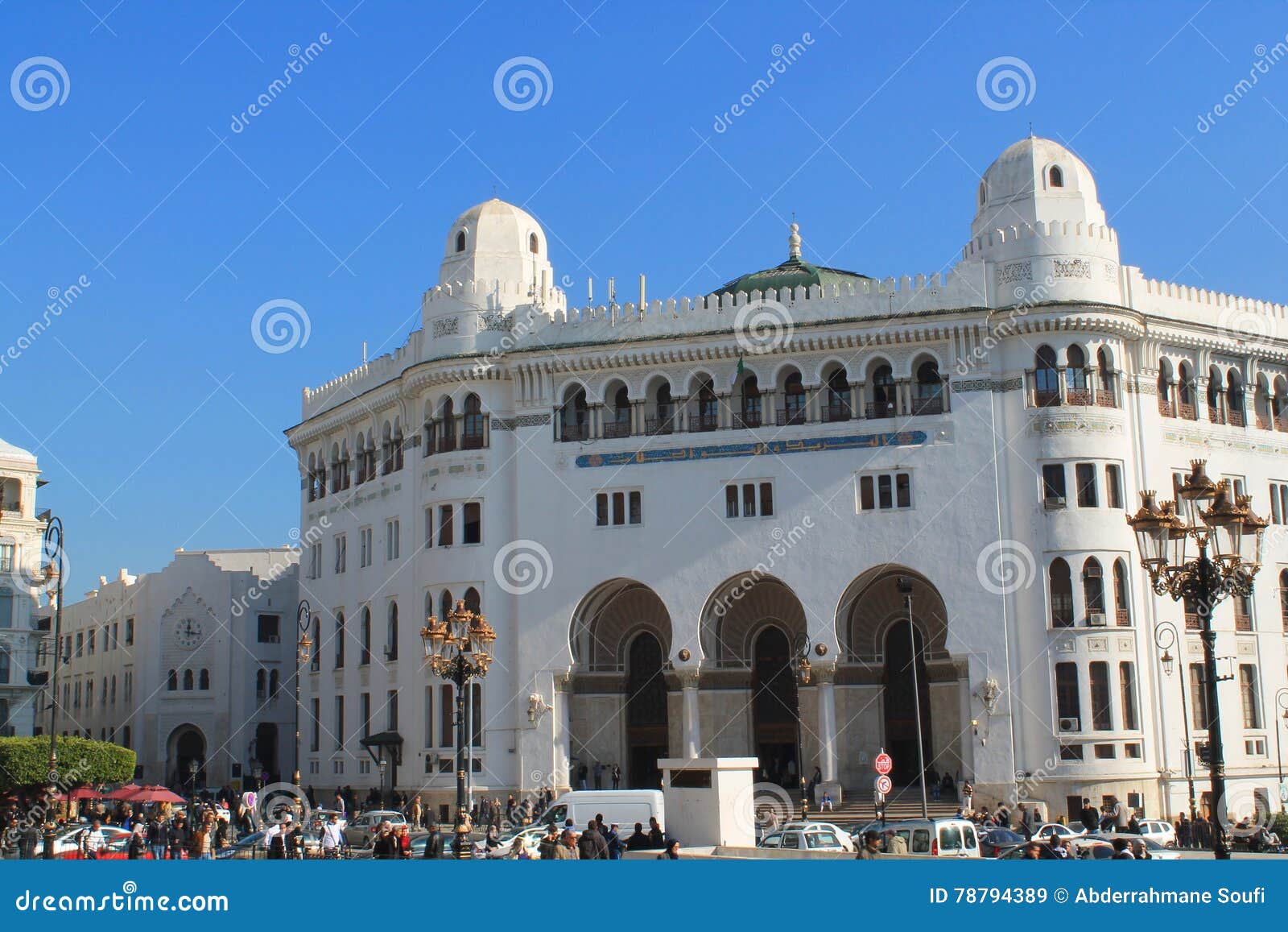 Argel, capital de Argelia imagen de archivo. Imagen de palma - 78794389