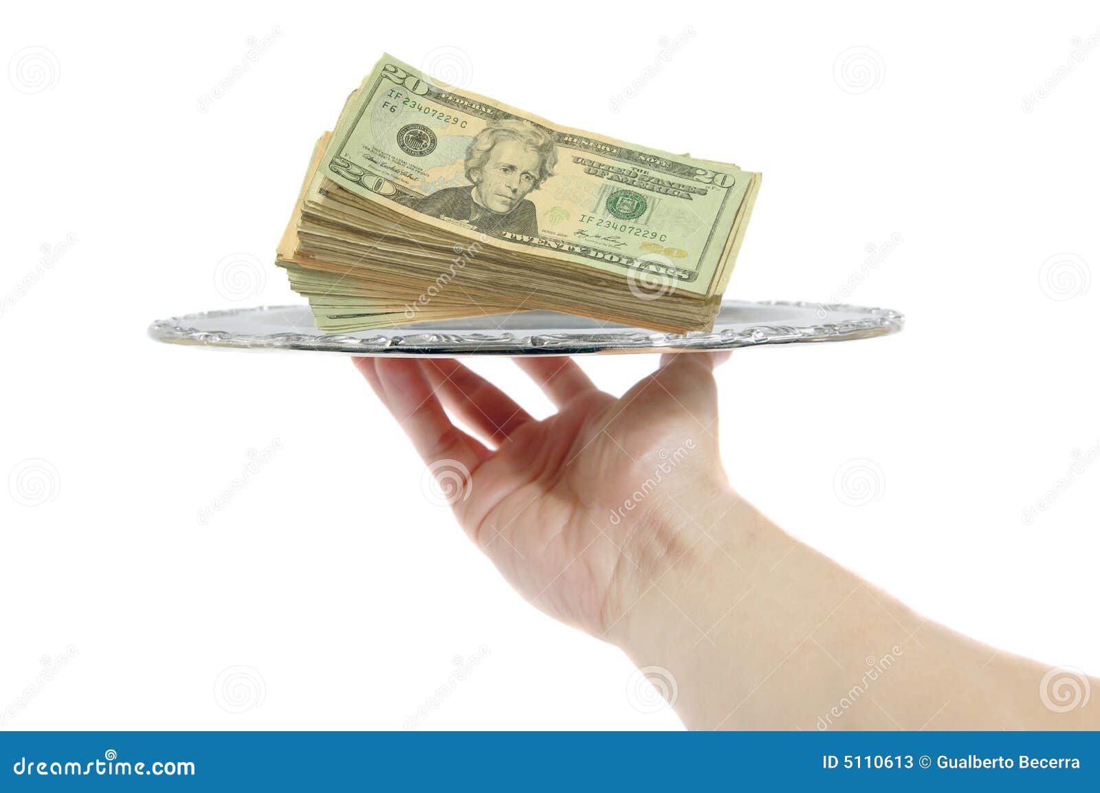 Argent sur un plateau image stock. Image du restauration - 5110613