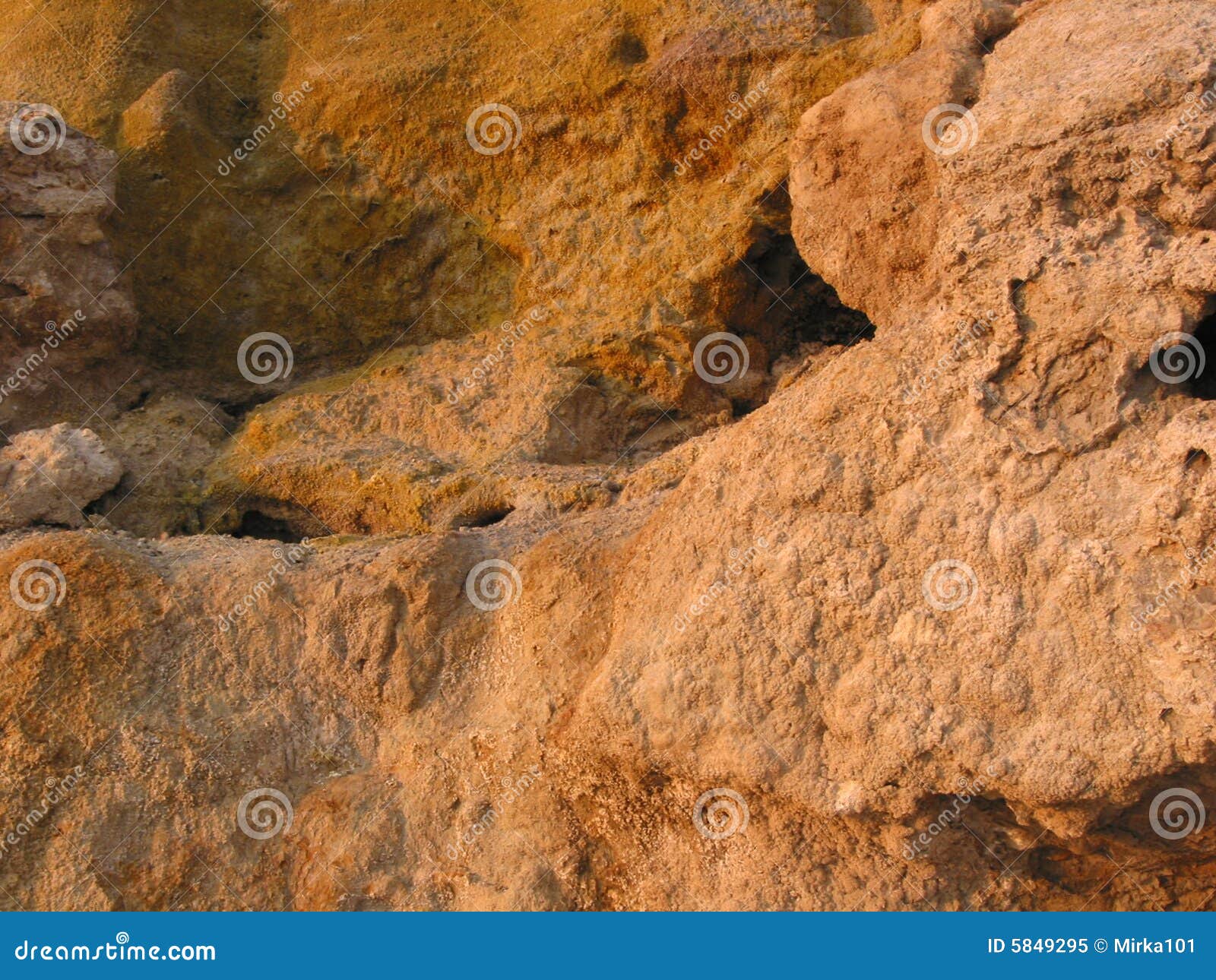 Argila vermelha imagem de stock. Imagem de mediterrâneo - 5849295