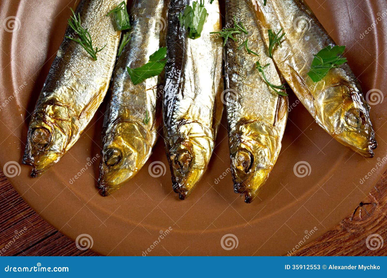 Aringa affumicata immagine stock. Immagine di affumicato - 35912553