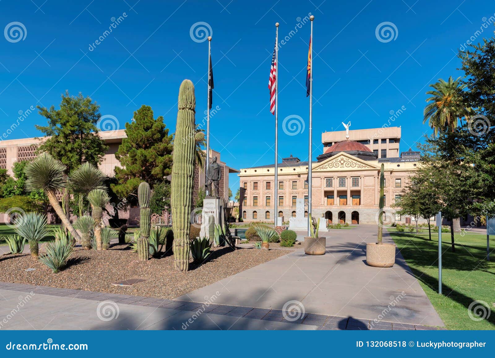 Arizona State Capitol Building in Phoenix Stock Photo - Image of ...