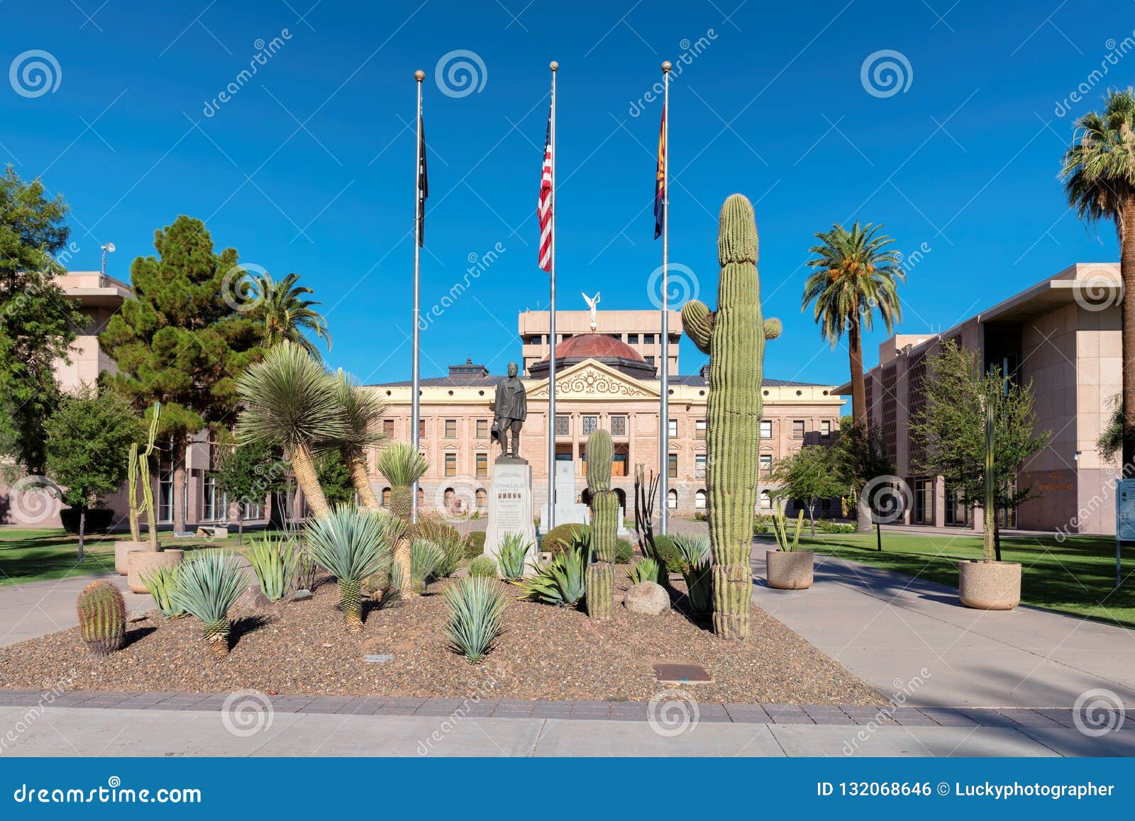 Arizona State Capitol Building in Phoenix Stock Photo - Image of ...