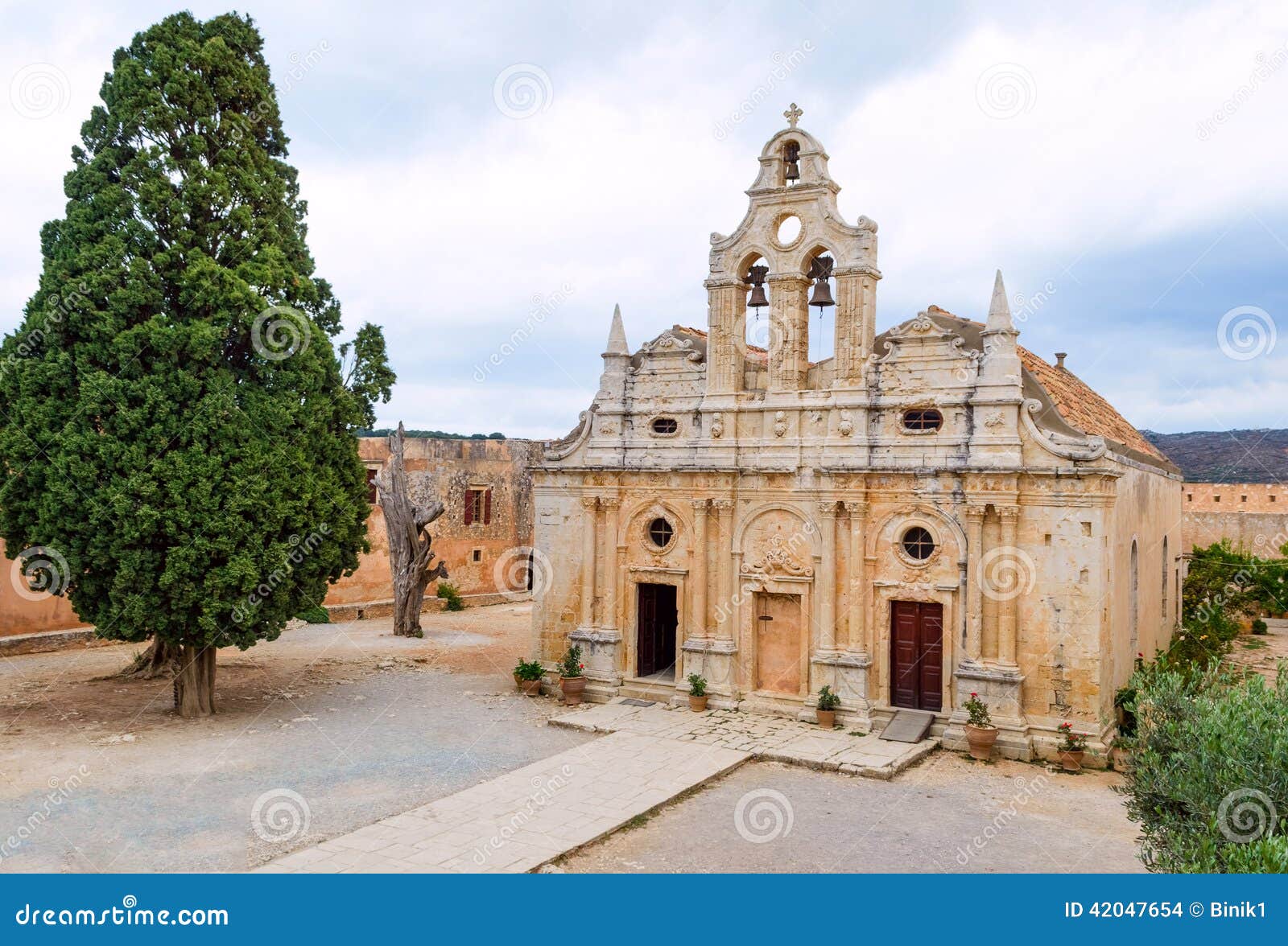 Arkadia monastery in Crete stock photo. Image of destinations - 42047654