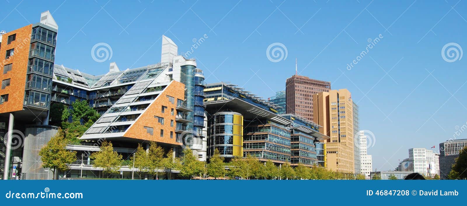 Arkitektur moderna berlin arkivfoto. Bild av vinkel, bifokal - 46847208