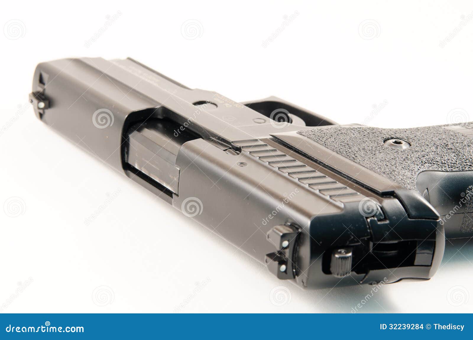 Arma de mano negra aislada foto de archivo. Imagen de arma - 32239284