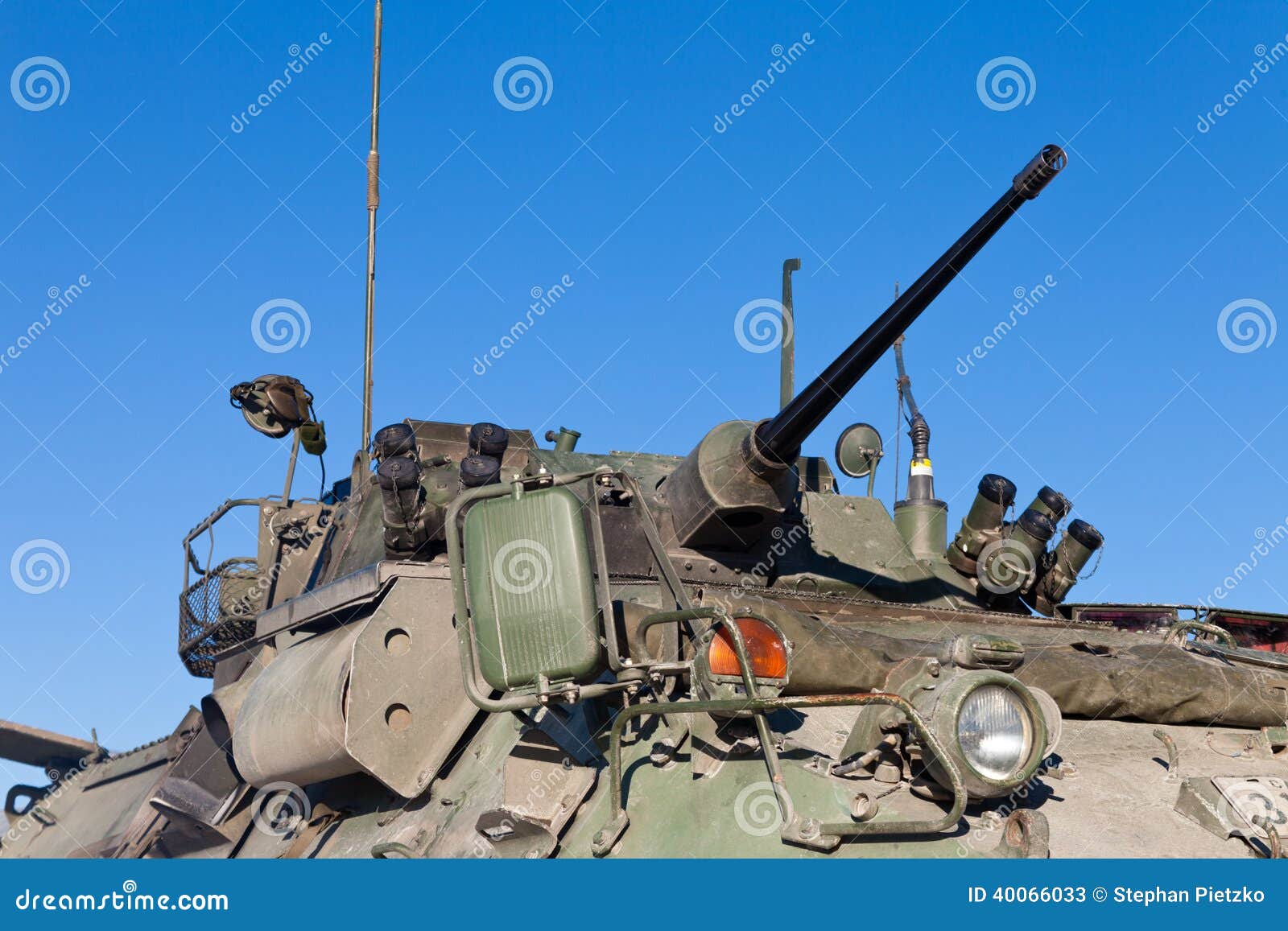 Arma De Torreta Blindada Militar Operacional Do Tanque Imagem de Stock ...