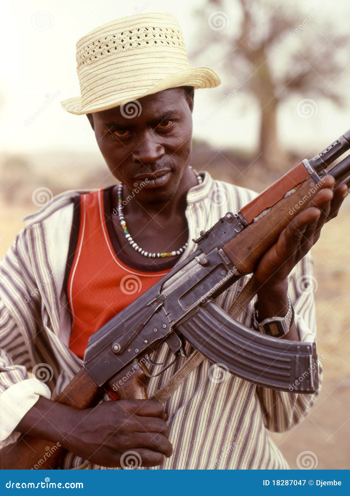 Armed guerrilla editorial photography. Image of weapon - 18287047