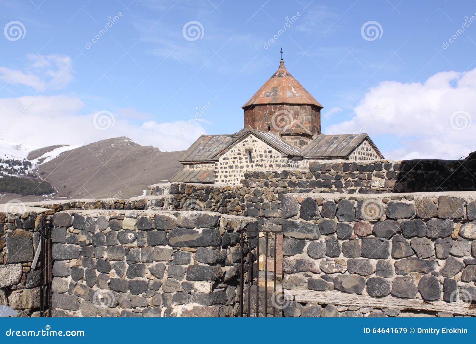 Armenien Sevan See Kirche Surb Arakelots Im Winter Stockbild - Bild von ...