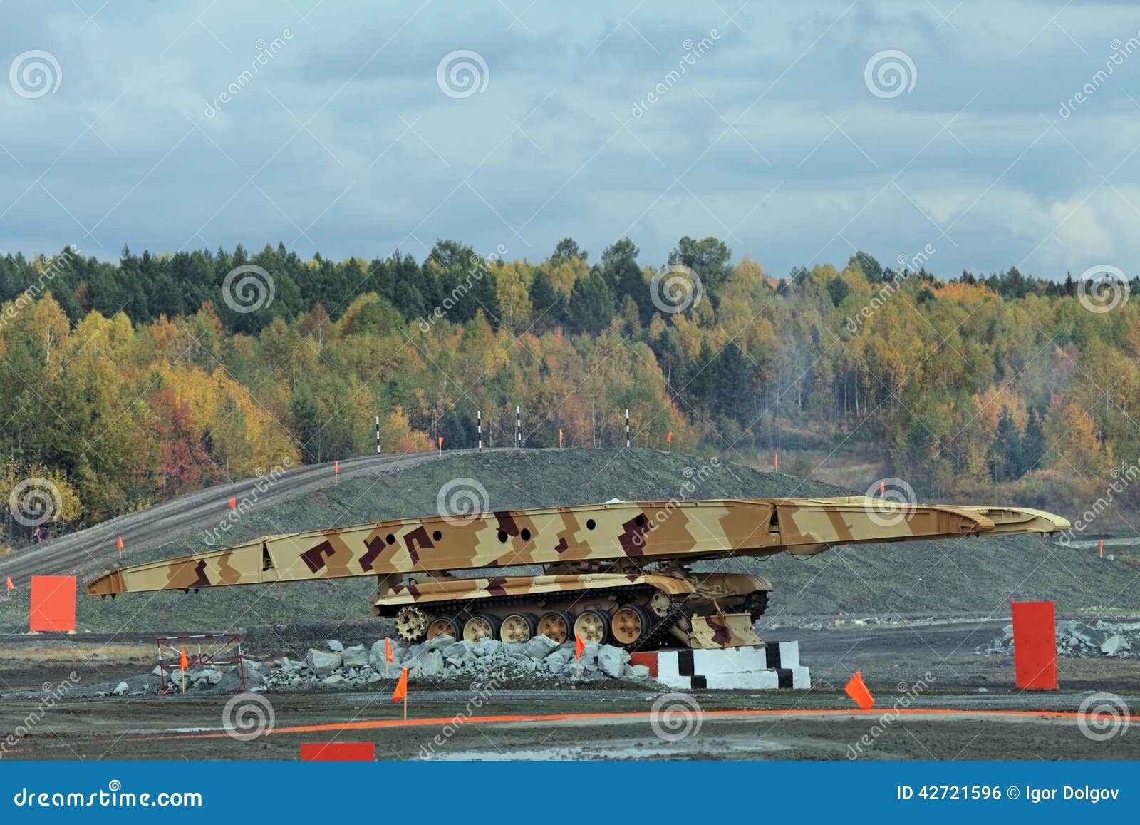 Armoured Vehicle-launched Bridge Stock Photo - Image of heavy, crawler ...