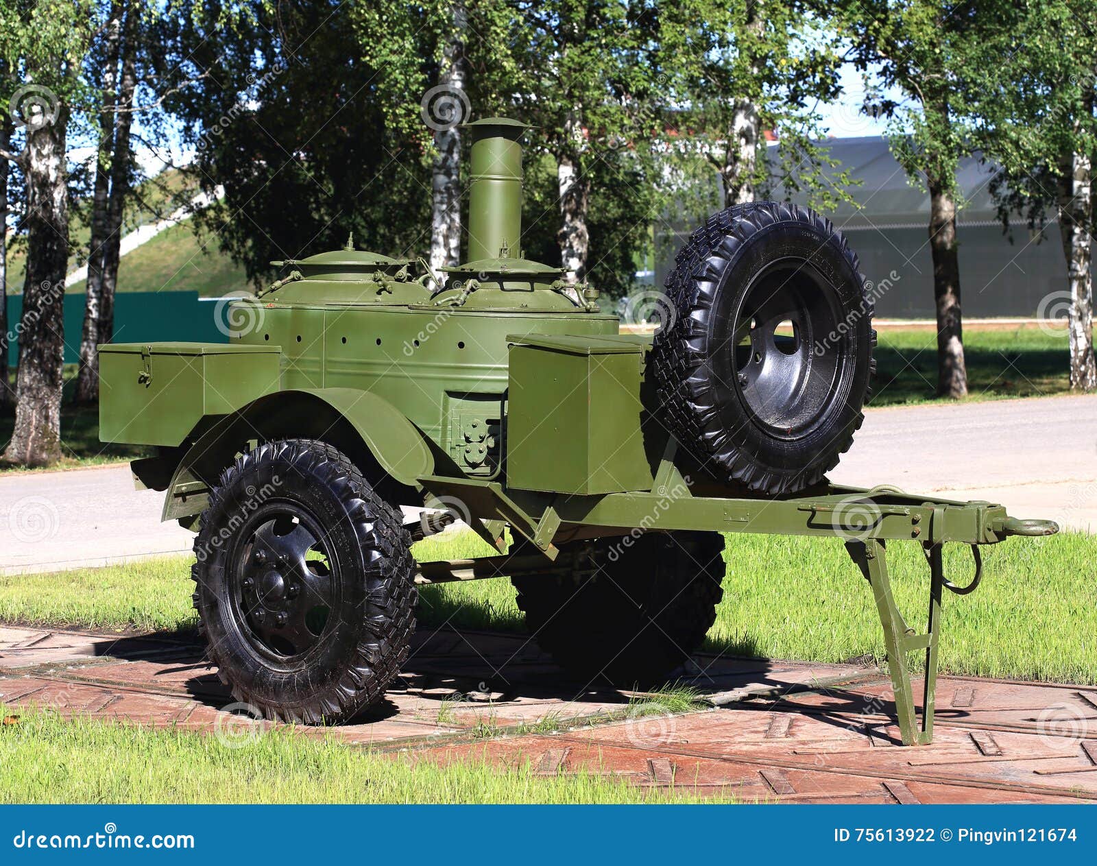 Army field kitchen stock photo. Image of dish, precision - 75613922