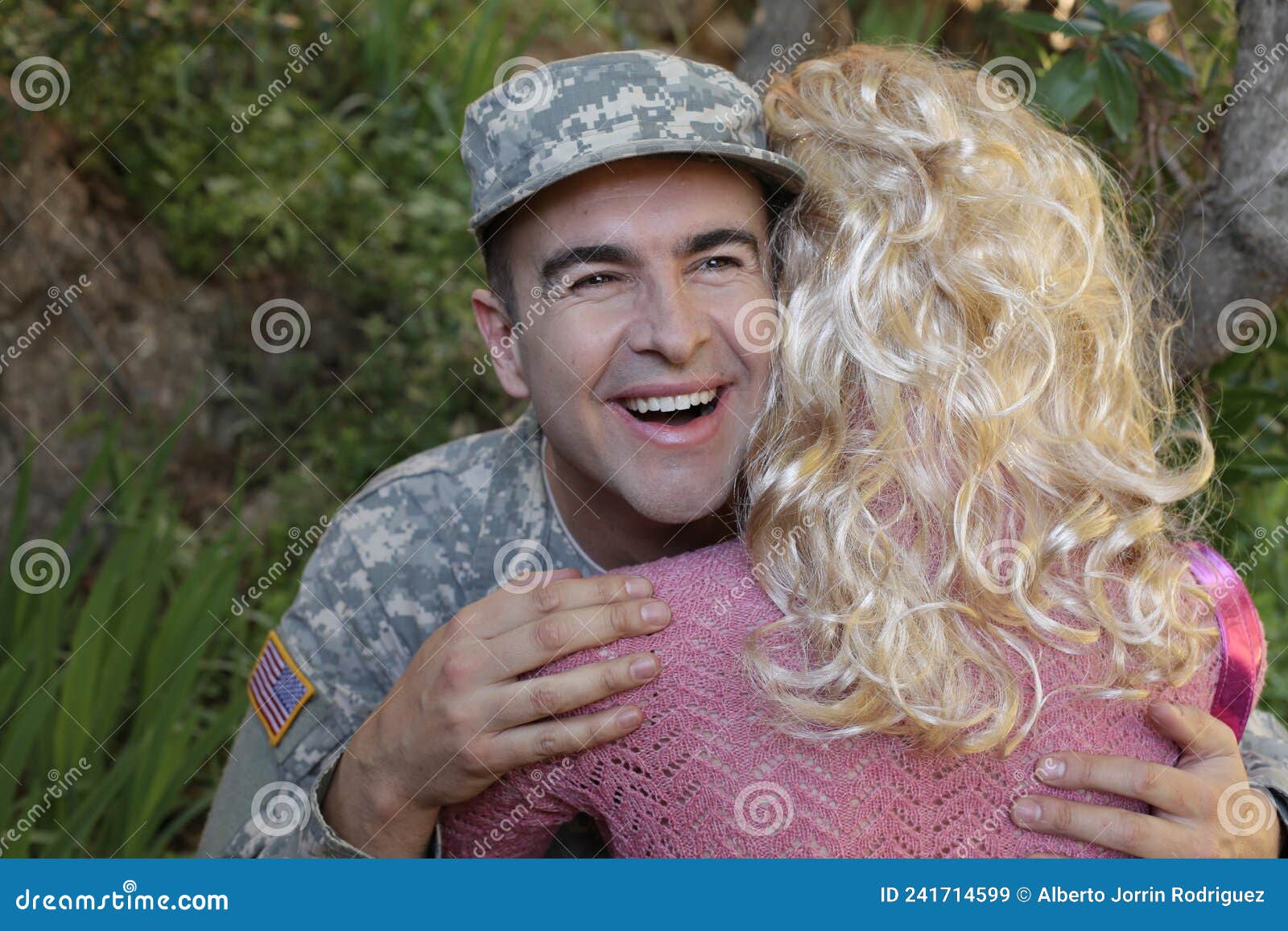 Army Soldier Coming Back Home Stock Image - Image of farewell, fighter ...