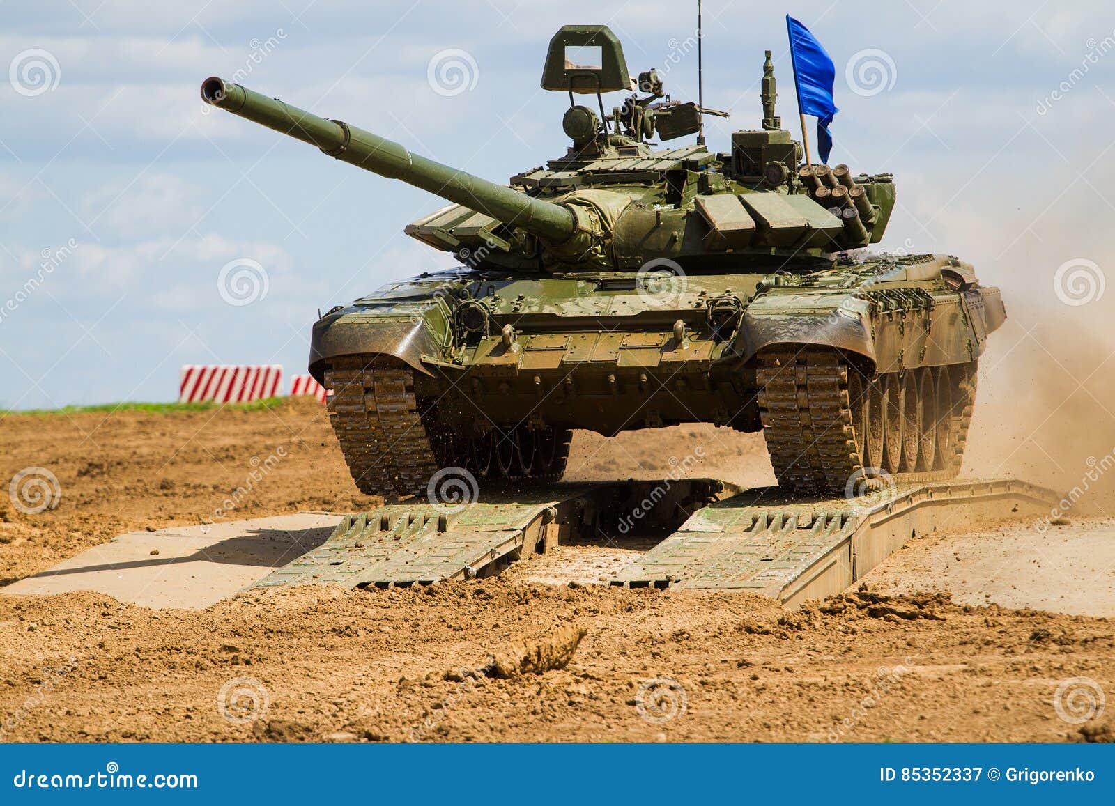 Army tank stock image. Image of armor, tank, field, land - 85352337