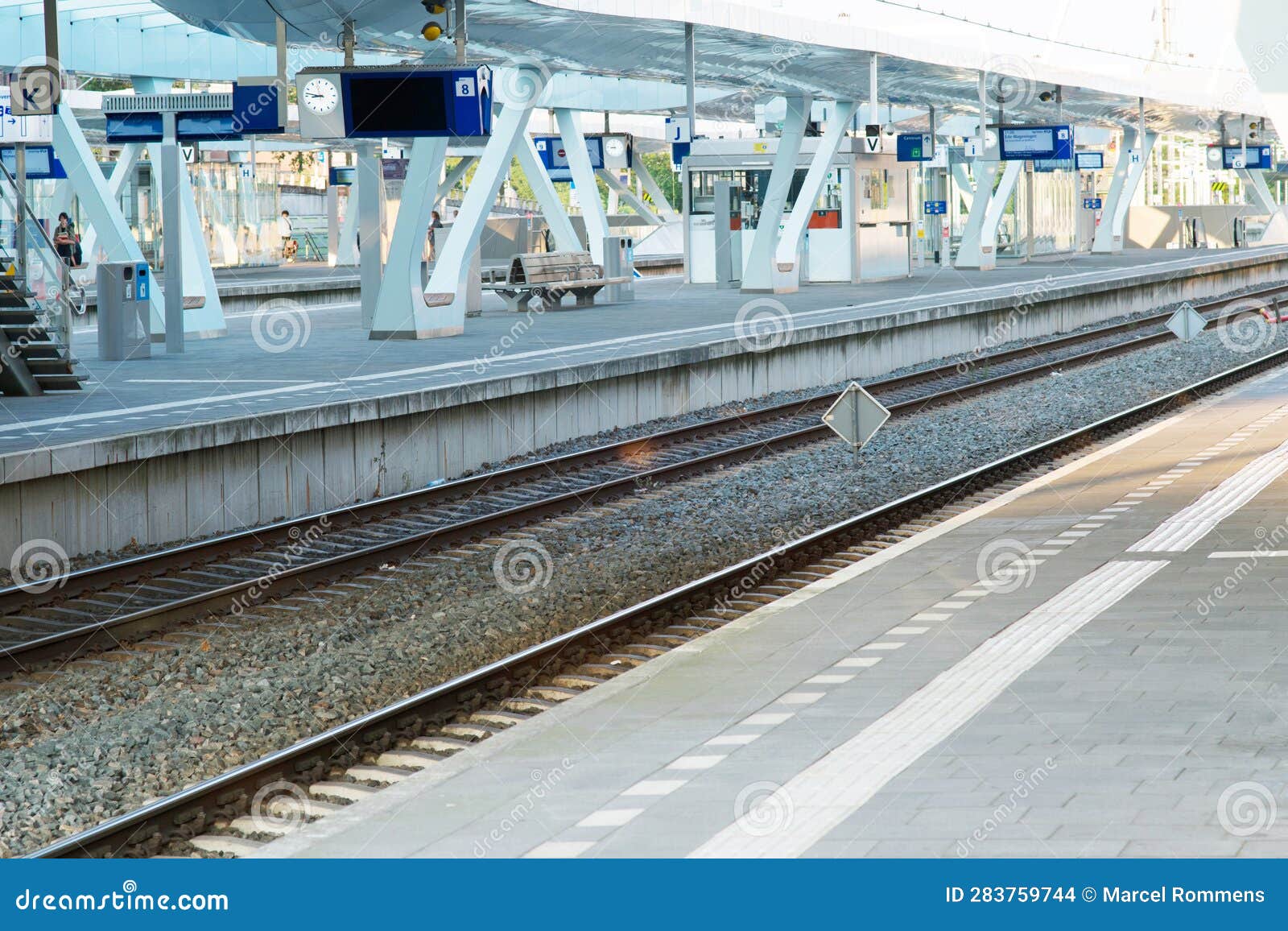 Empty Platform at Station Arnhem, Netherlands Editorial Stock Image ...