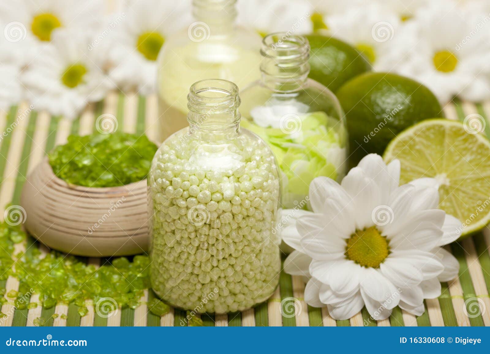 Aromatherapy - Lime Bath Salt Stock Photo - Image of beauty, bathroom ...